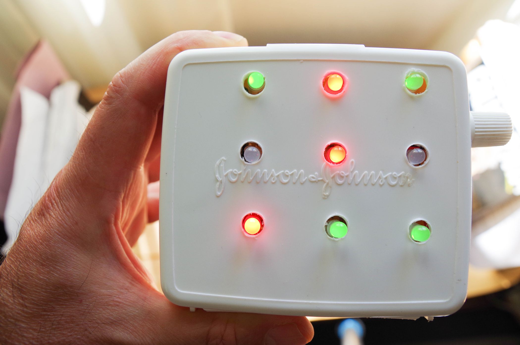 Atmel Microcontroller Plays the Tic-Tac-Toe Game : 10 Steps - Instructables