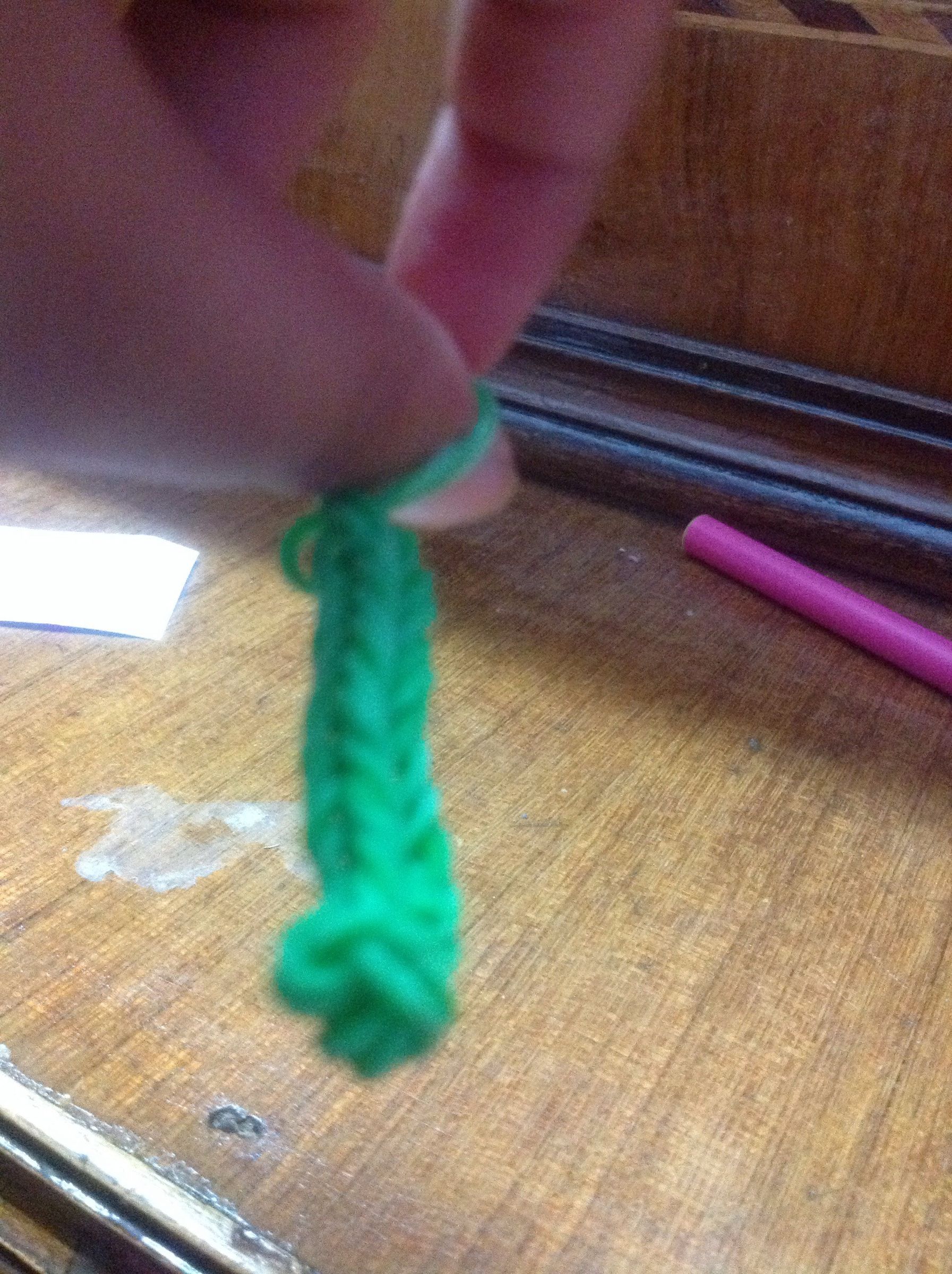 Loom Band Necklace : 3 Steps - Instructables