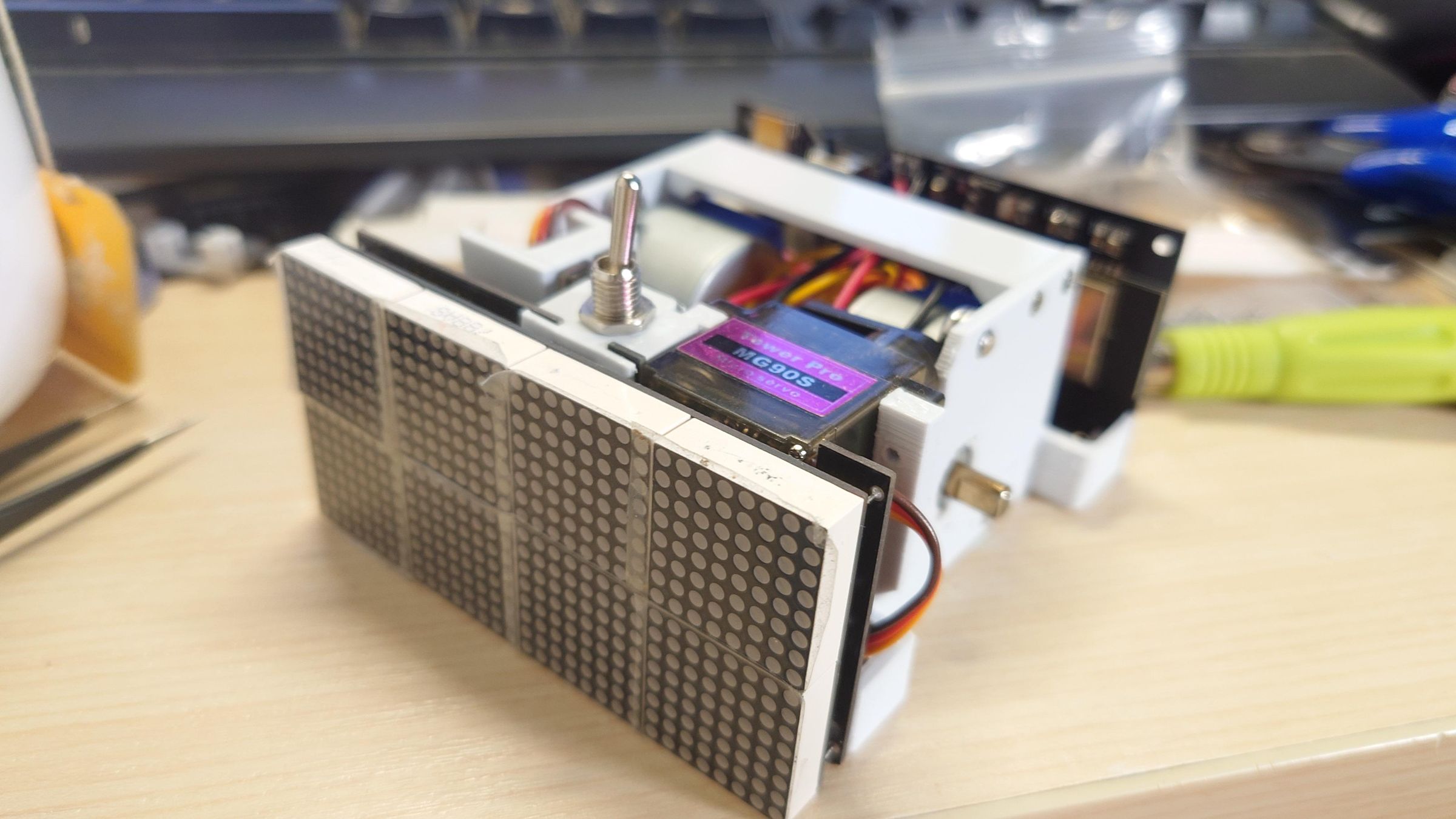 Kawaii Useless Robot - 2024 Edition : 10 Steps (with Pictures ...