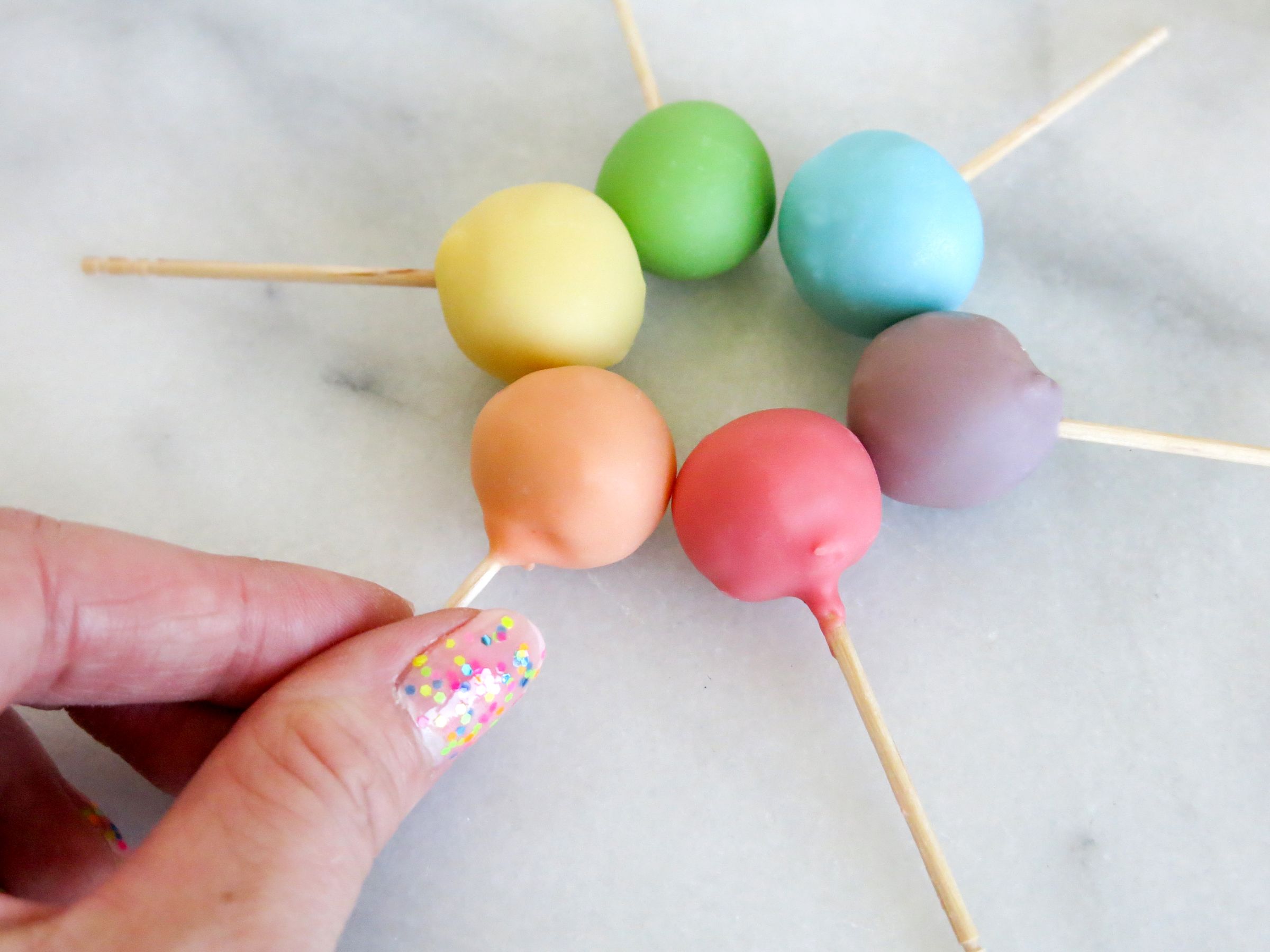 Mini Cake Pops : 5 Steps (with Pictures) - Instructables