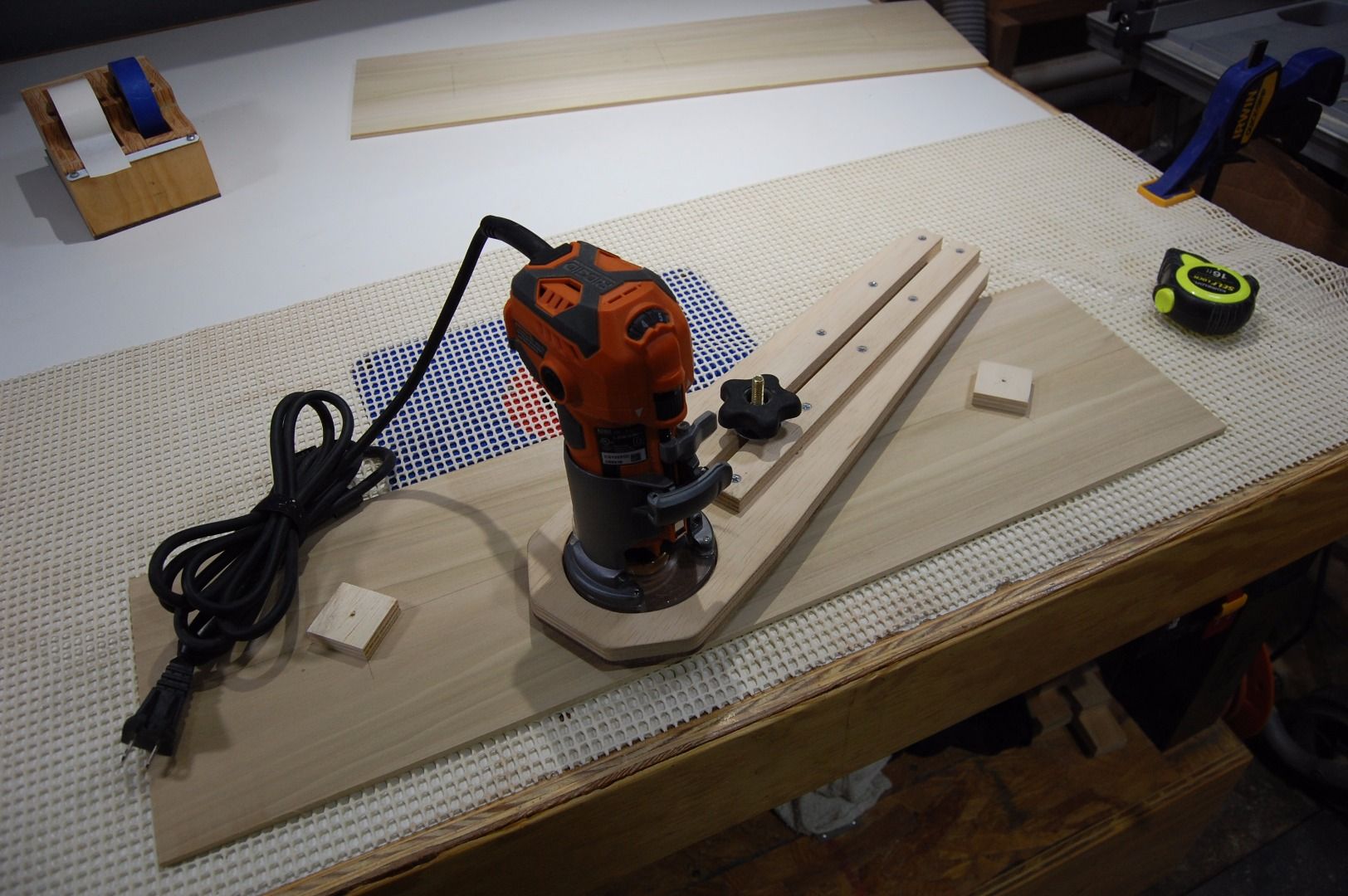 Diddley Bow : 17 Steps (with Pictures) - Instructables