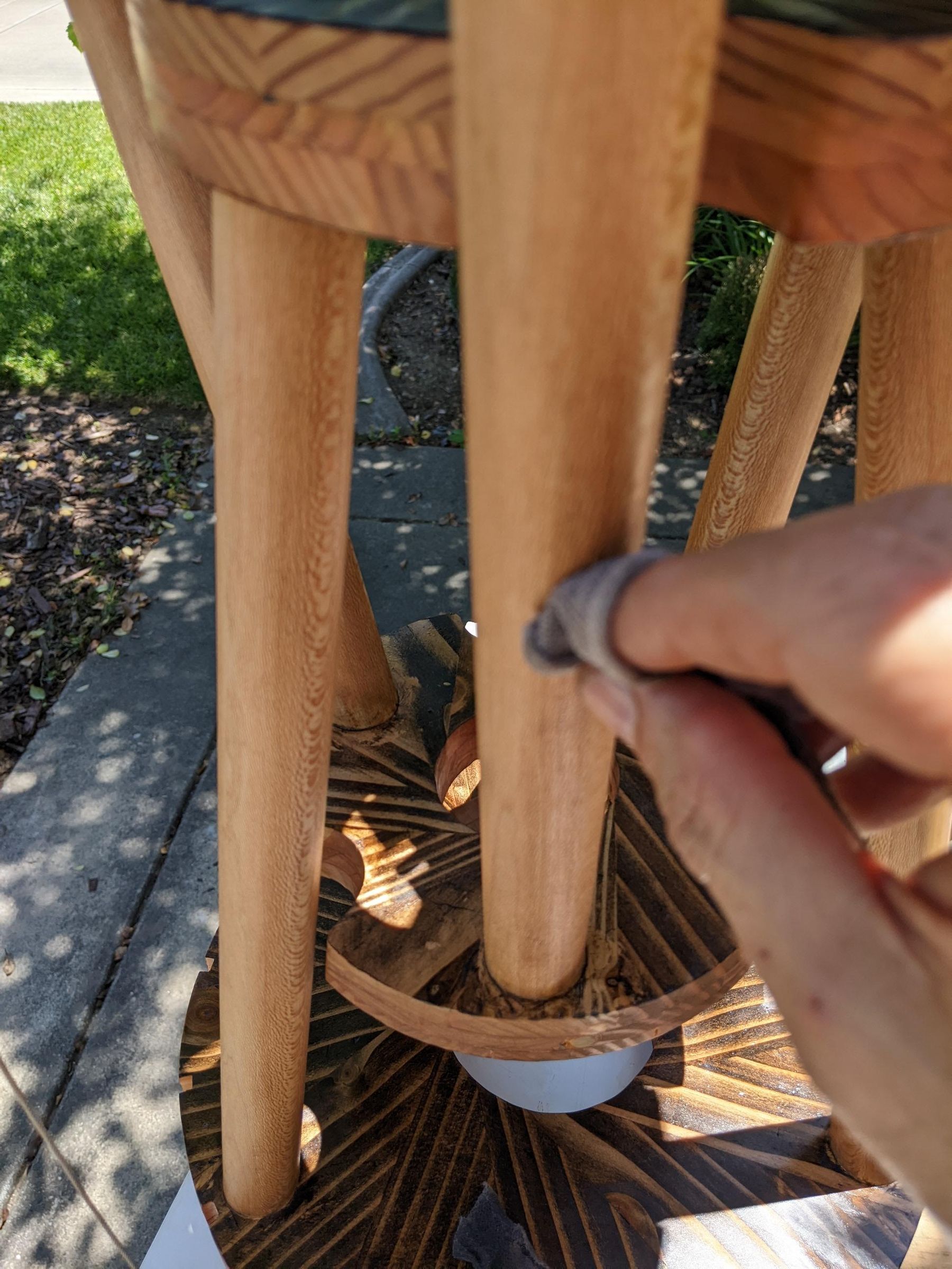 Floating Stool - Not What You Think (AirStool) : 5 Steps - Instructables