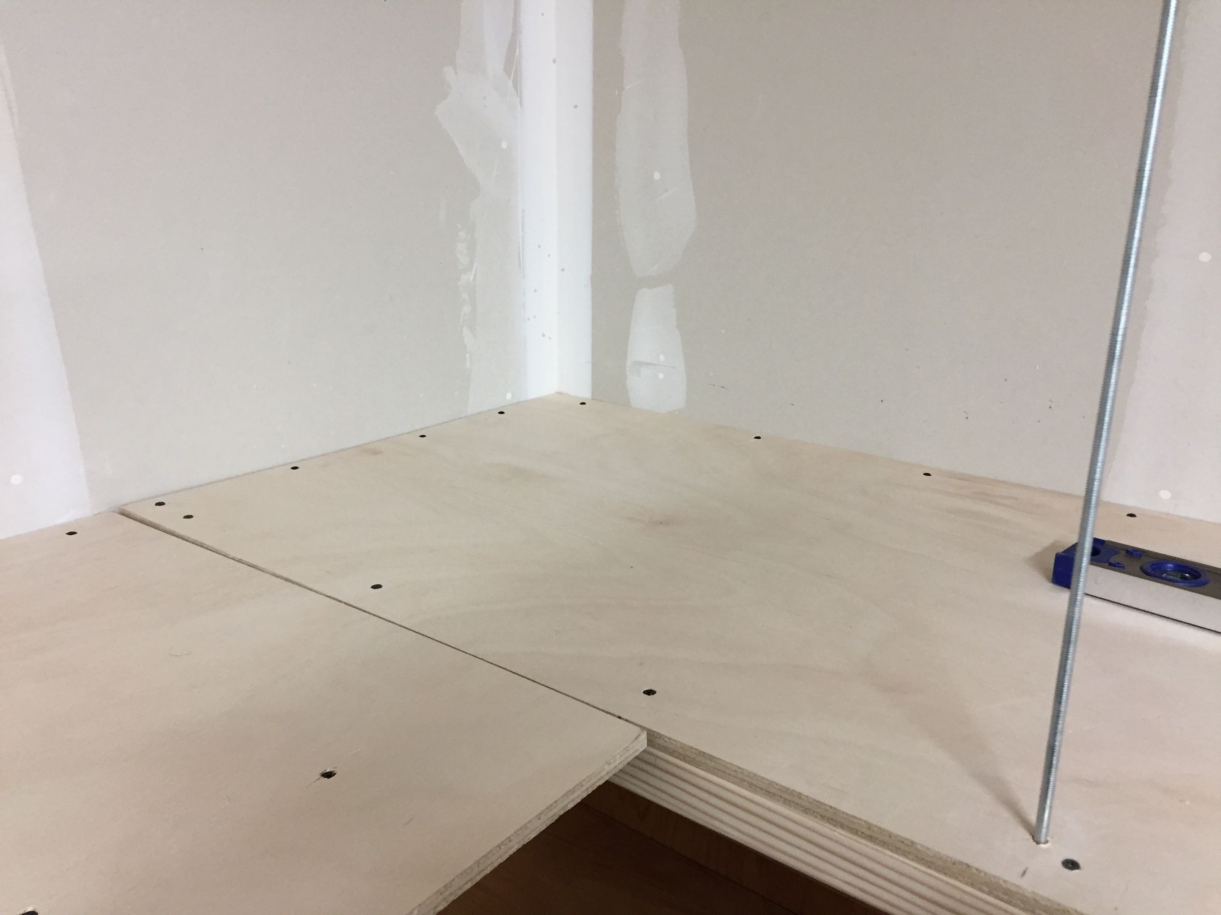 Overhead Garage Shelves : 12 Steps (with Pictures) - Instructables