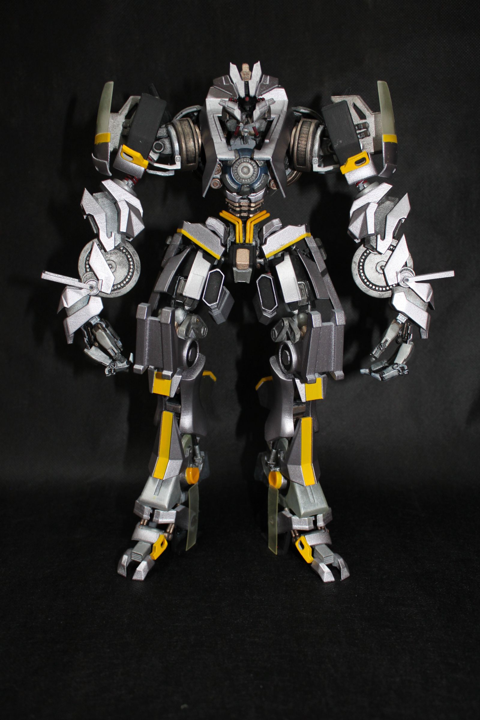 Transformers: Astrotrain : 4 Steps - Instructables