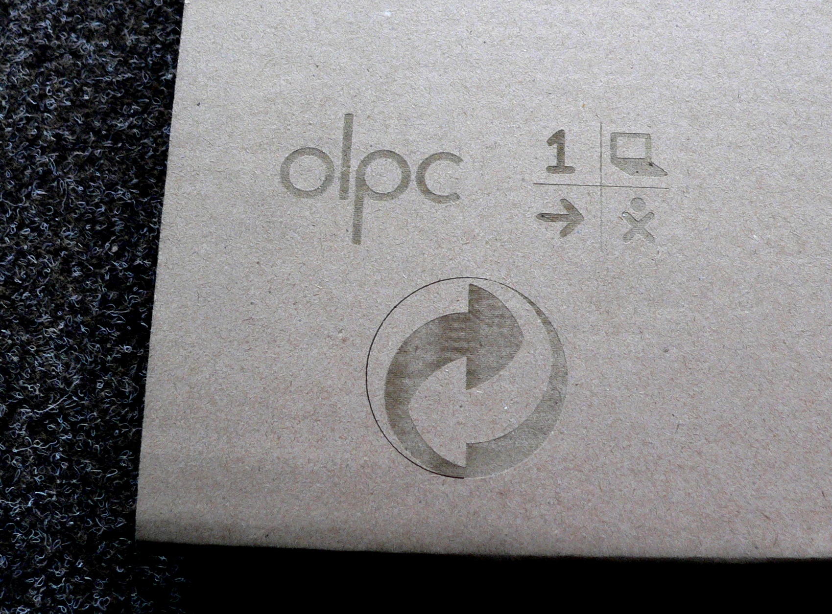 Corrugated Cardboard Laptop Case : 5 Steps - Instructables