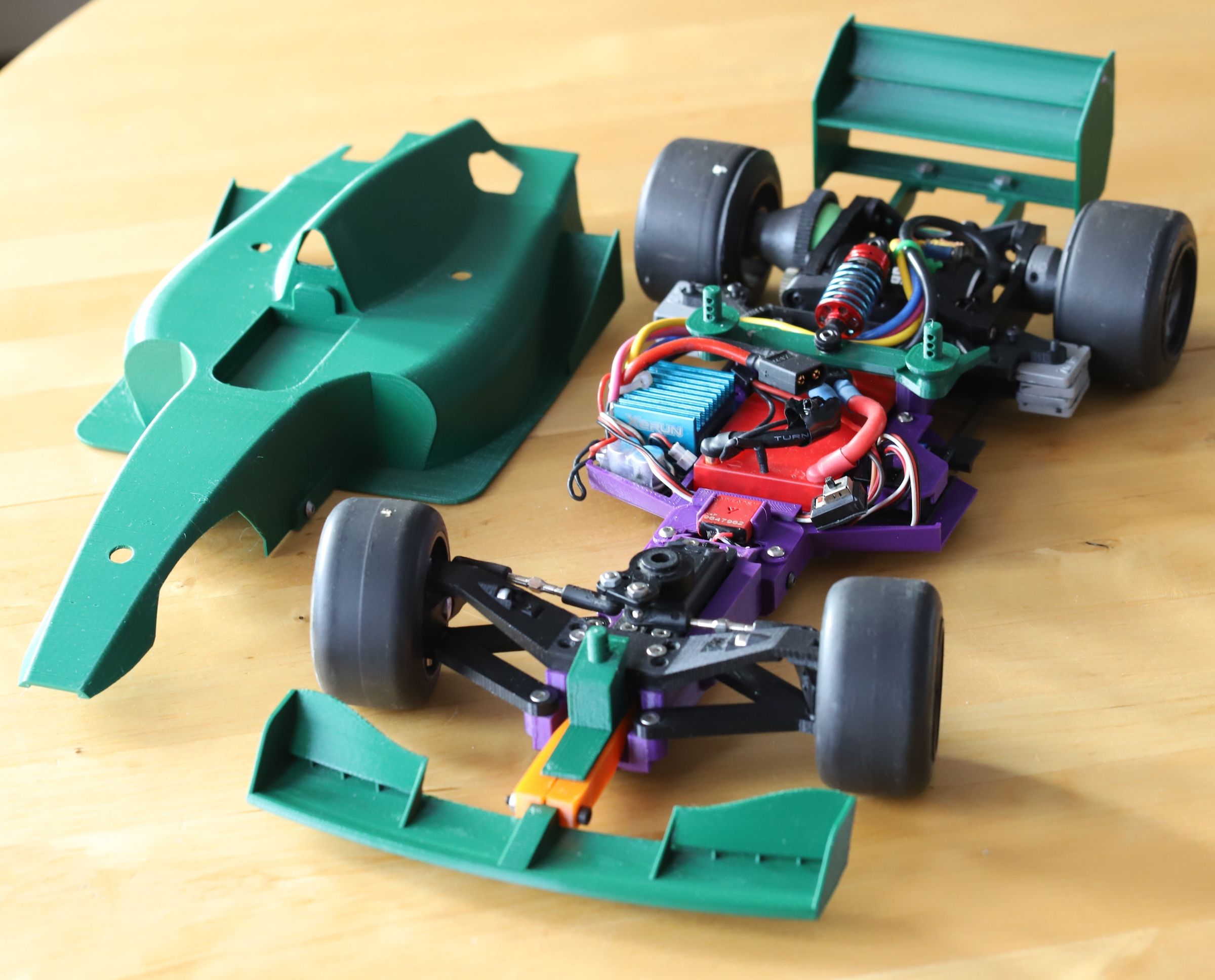 HPD F1 - Evo : 17 Steps - Instructables
