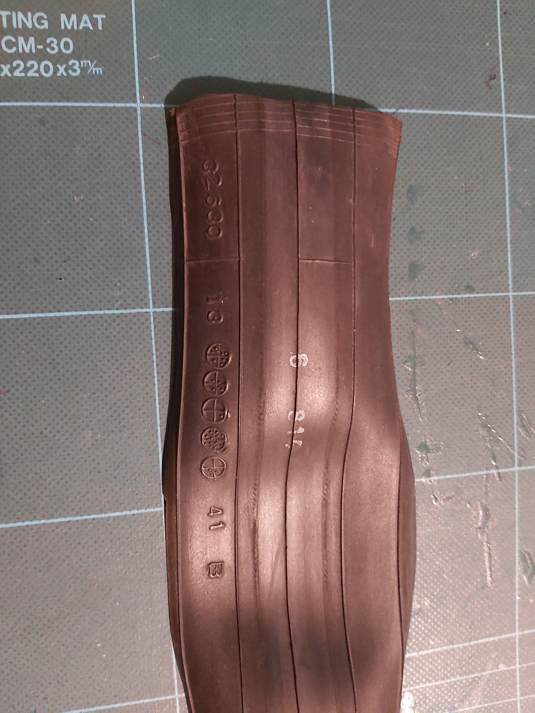 Recycled Innertube Roses : 8 Steps (with Pictures) - Instructables