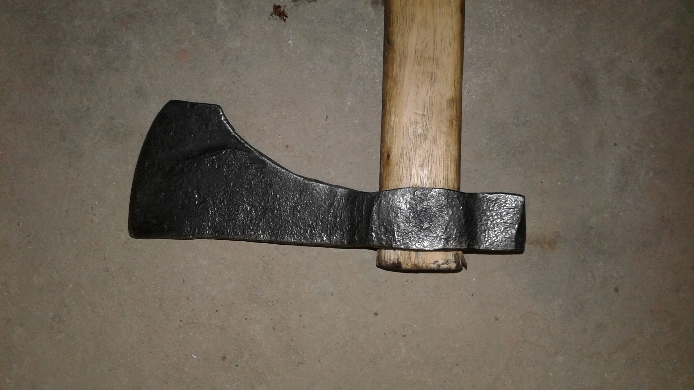 Hand Made Axe : 4 Steps - Instructables