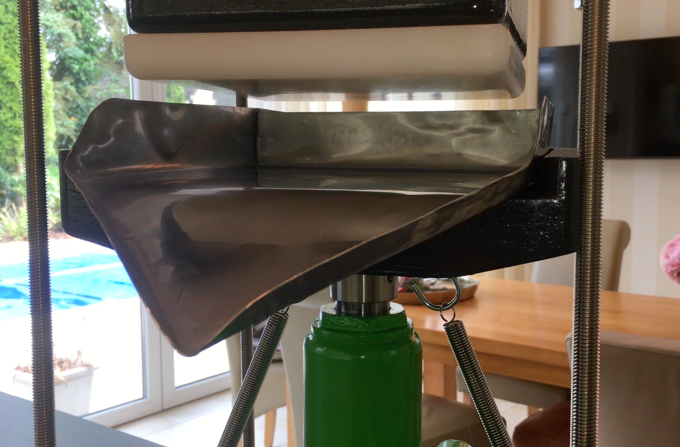 Make a 40$ Cold Juice Press! : 12 Steps (with Pictures) - Instructables