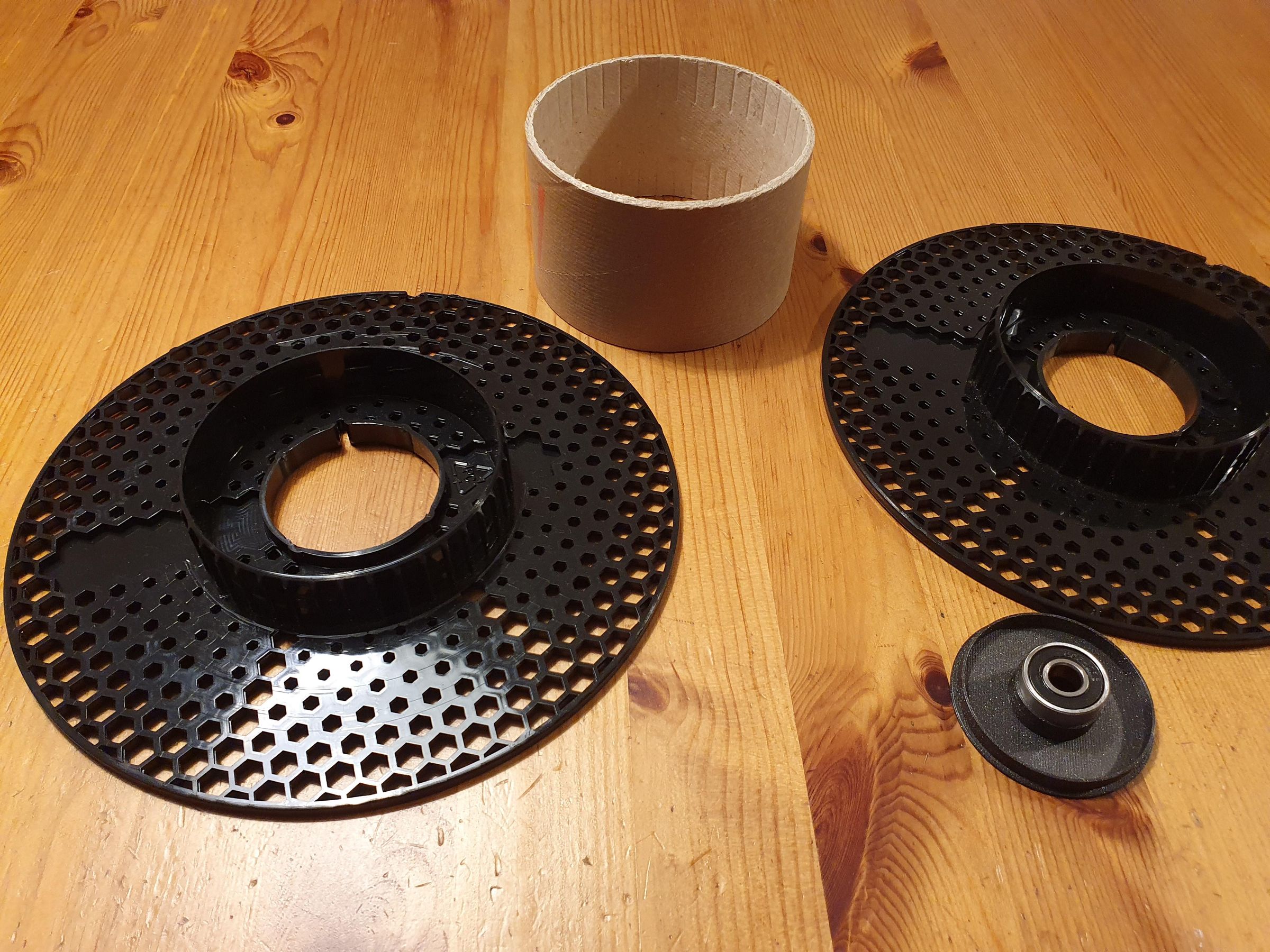 Paint Carousel Made From Empty Prusament Spools : 4 Steps (with ...