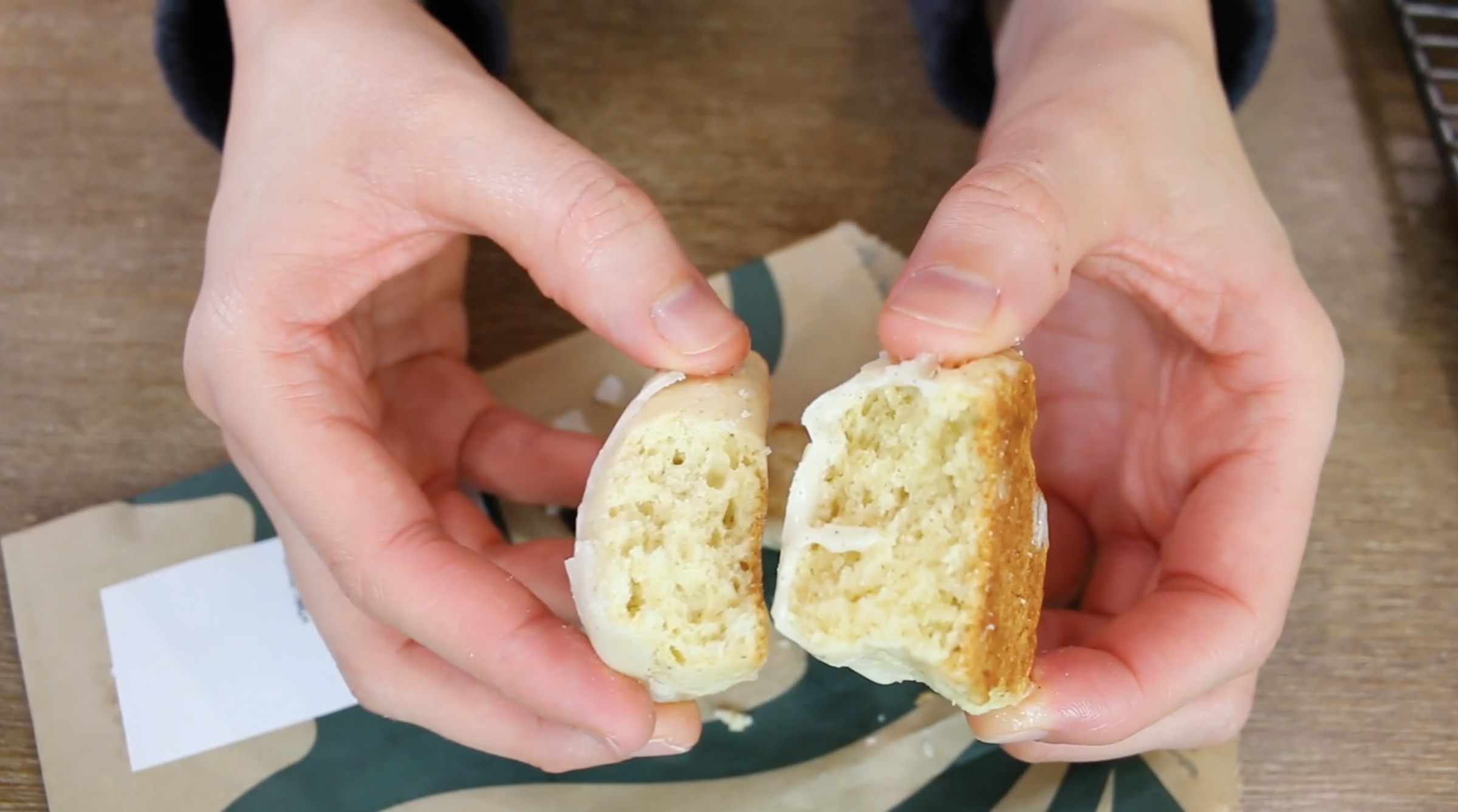 COPYCAT Starbucks Petite Vanilla Bean Scone Recipe : 12 Steps (with ...