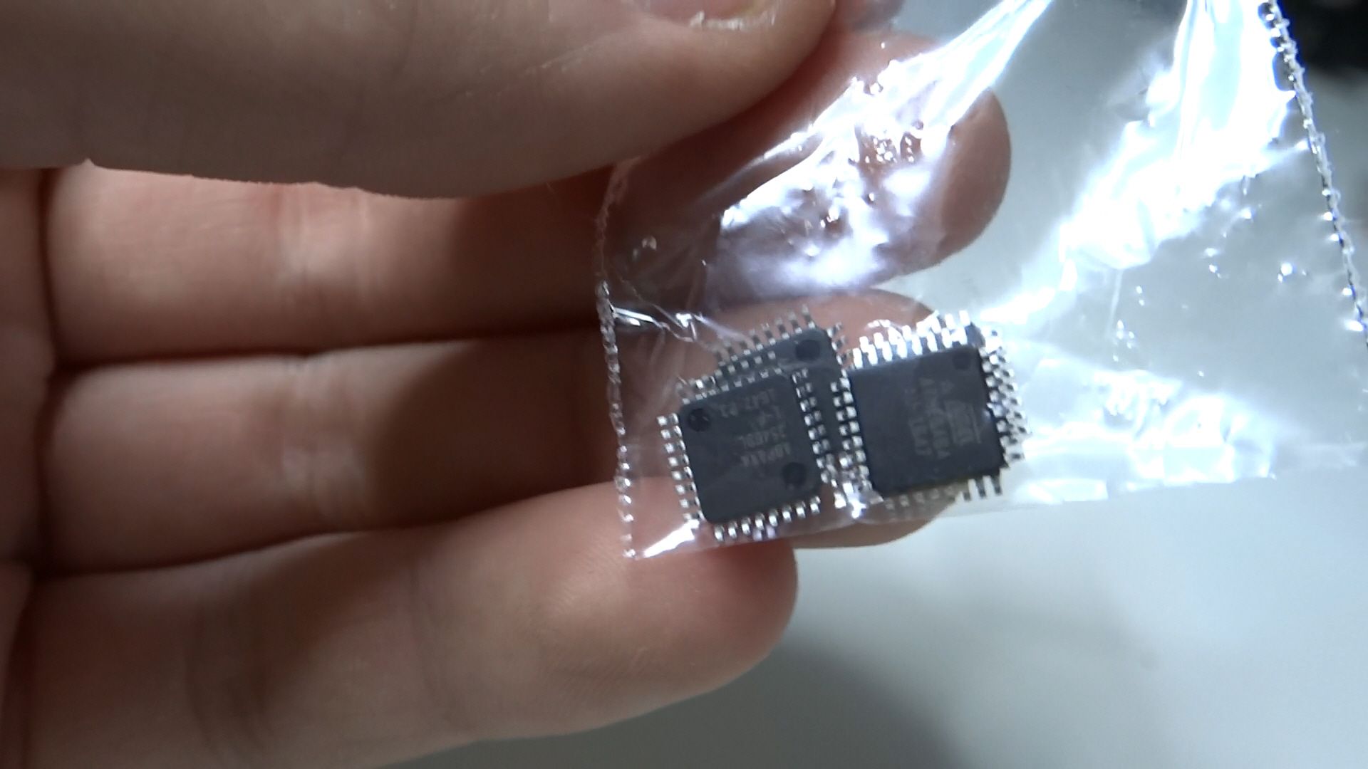 Simple Arduino Based POV Display : 7 Steps (with Pictures) - Instructables