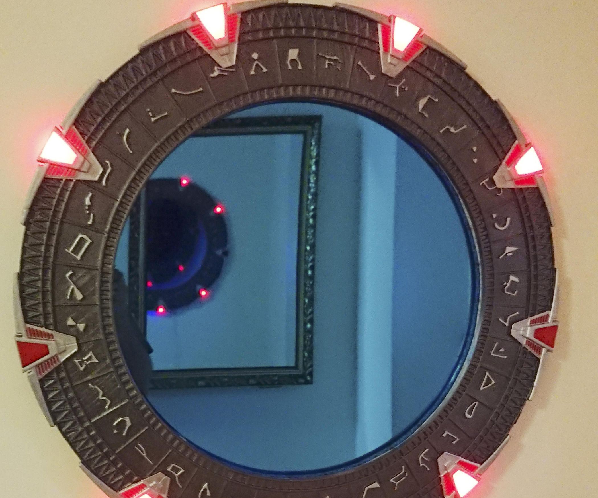 Stargate Mirror With Visual and Sound Effects : 9 Steps (with Pictures ...