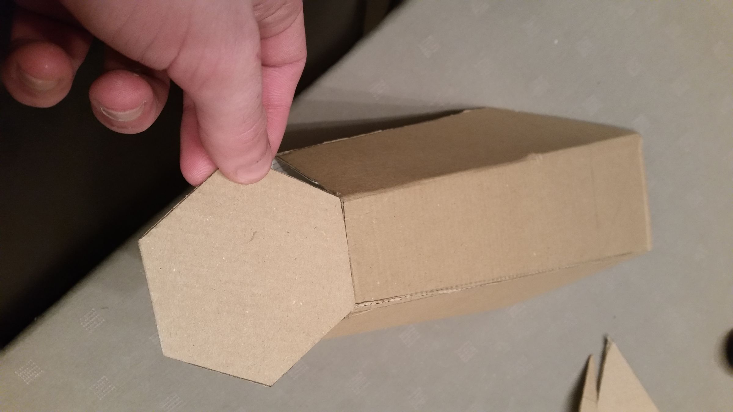 Cardboard Box Lamp : 8 Steps - Instructables