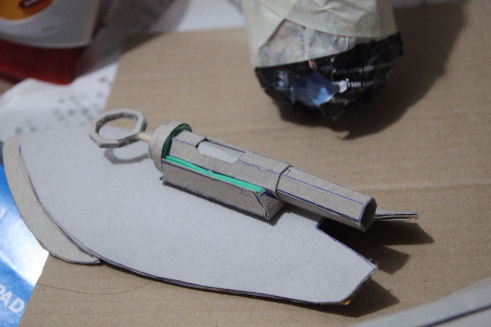 AC:Syndicate Hidden Blade Guantlet Replica!! : 10 Steps (with Pictures ...