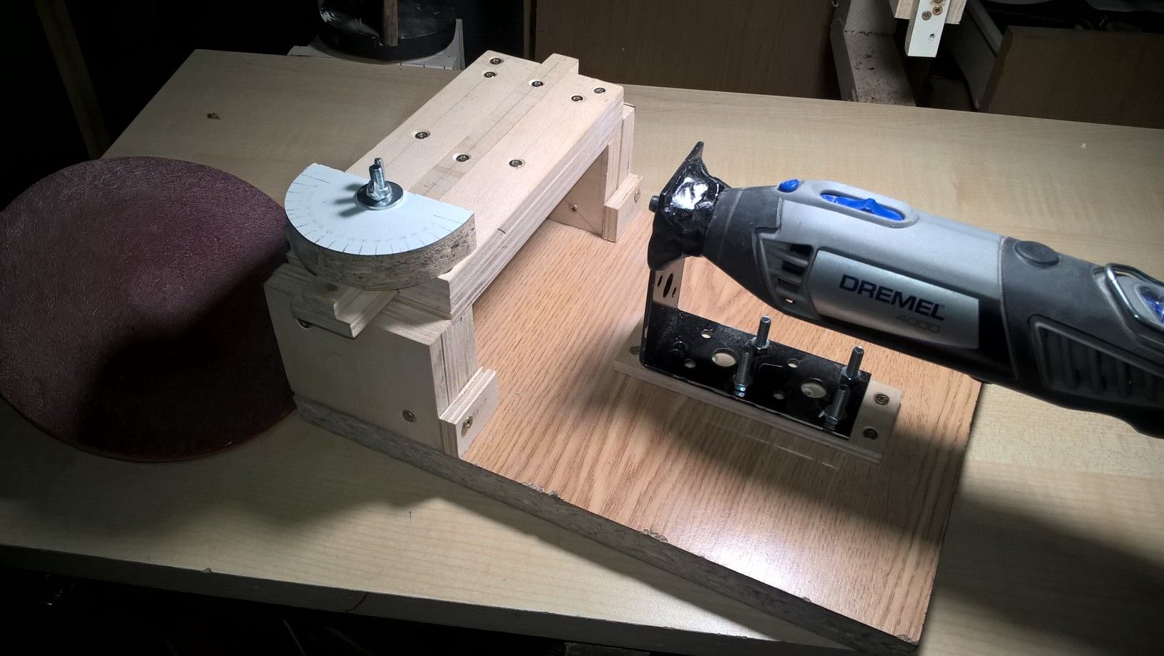Dremel Disk Sander - Easy and Cheap : 3 Steps - Instructables