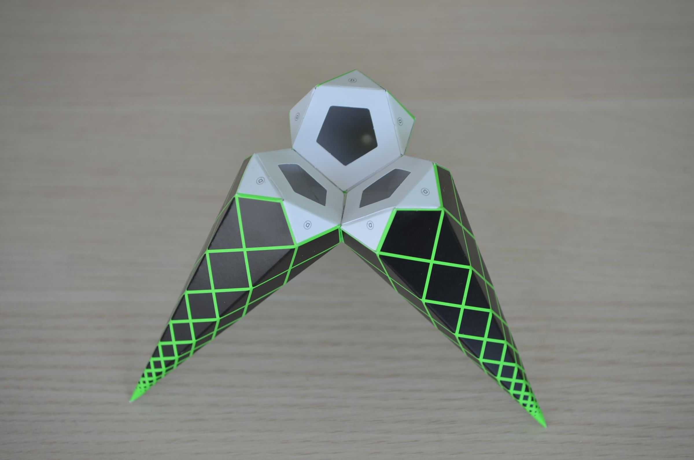 Black Star – Paper Polyhedron : 3 Steps (with Pictures) - Instructables