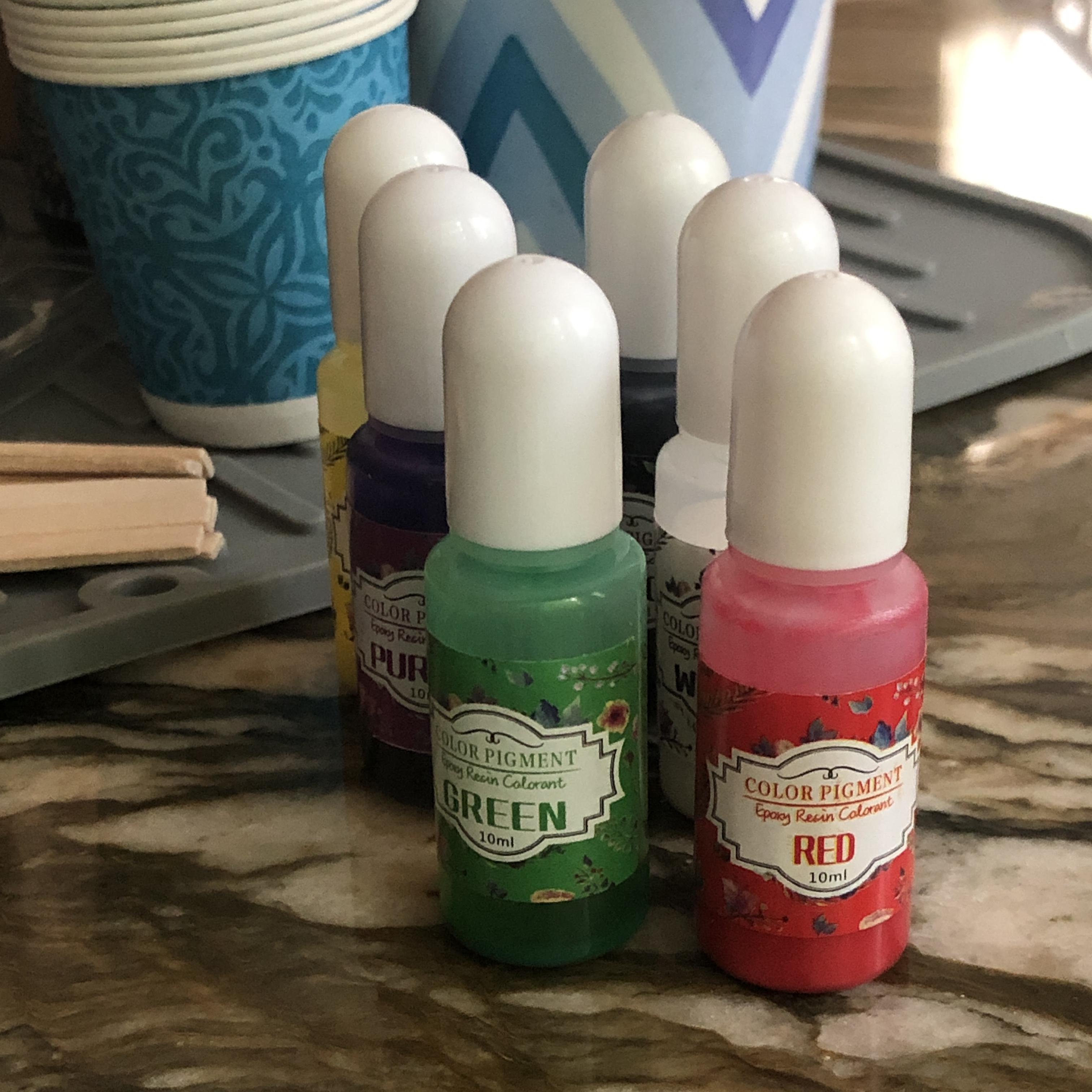 Resin Basics - How to Mix Resin Colors : 15 Steps (with Pictures ...