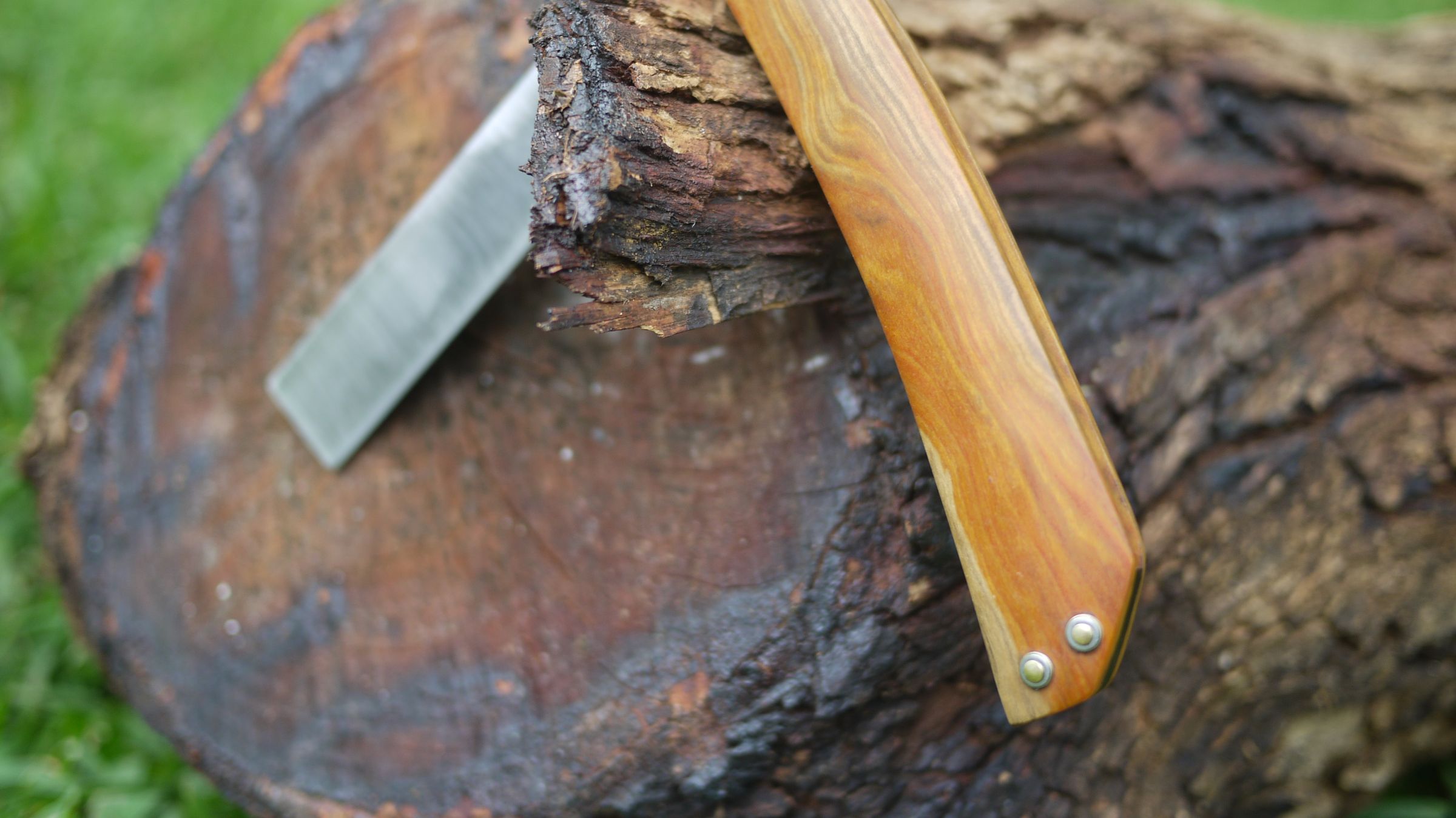 Cut Throat Razor : 11 Steps (with Pictures) - Instructables