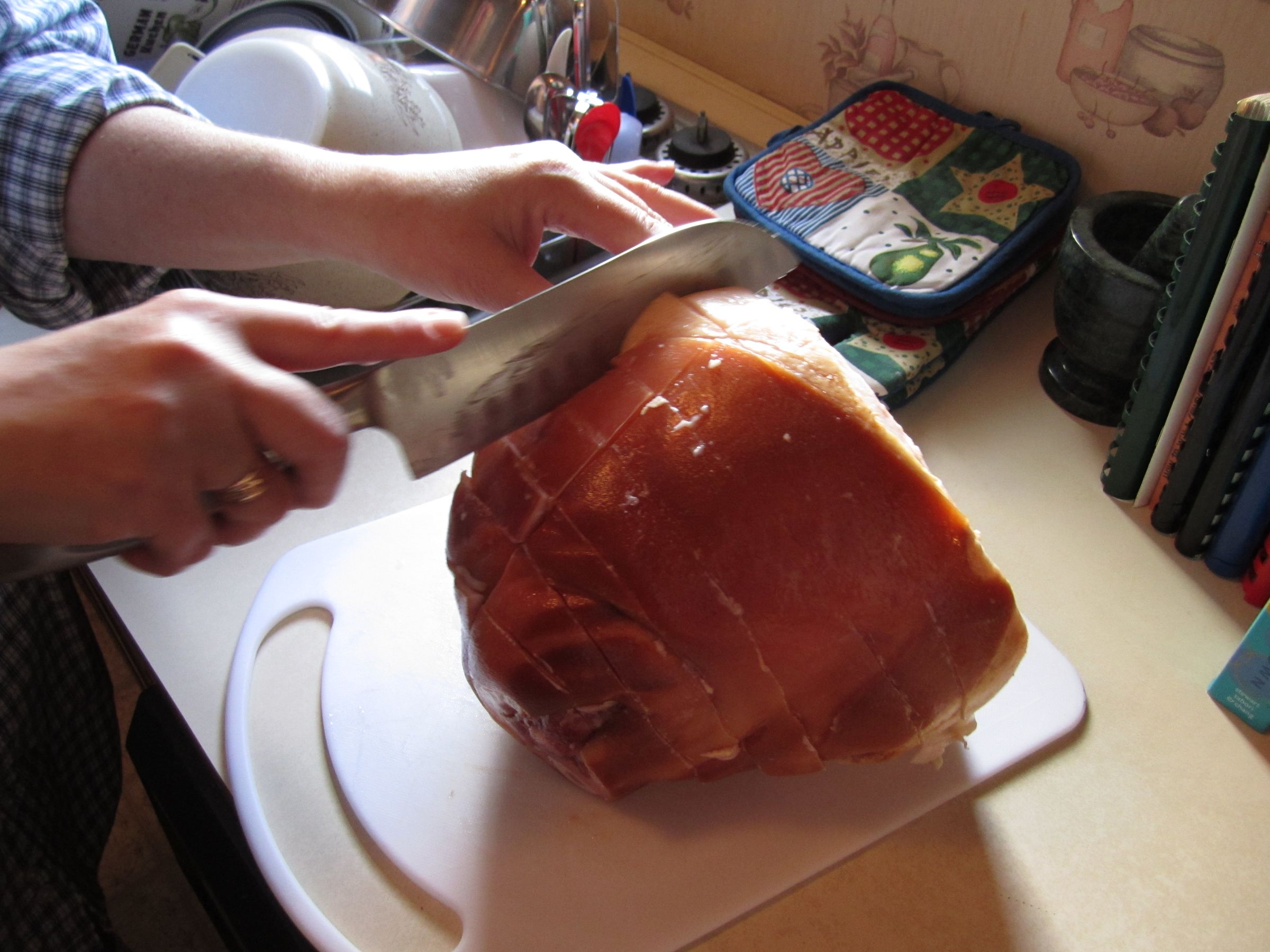 Baked Ham With Pineapple Glaze : 9 Steps (with Pictures) - Instructables