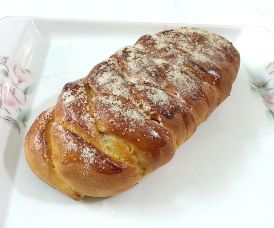 Braided Jam Buns : 5 Steps (with Pictures) - Instructables