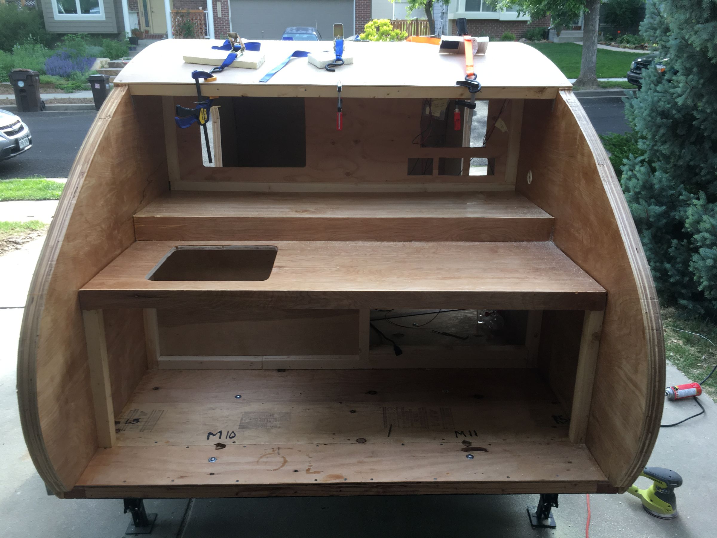 Teardrop Trailer Tiny Home : 9 Steps (with Pictures) - Instructables