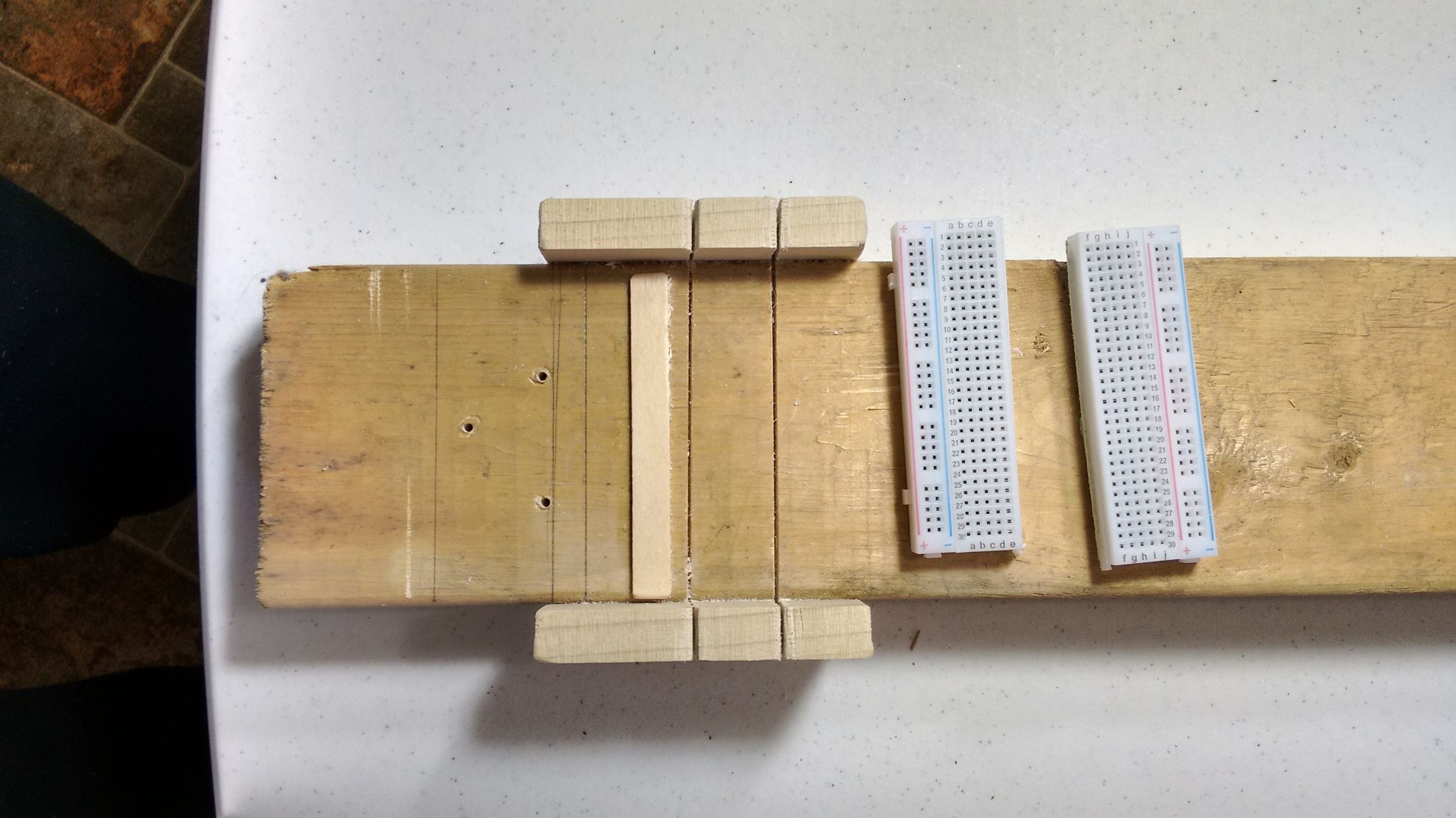 Divided Solderless Breadboard : 4 Steps - Instructables