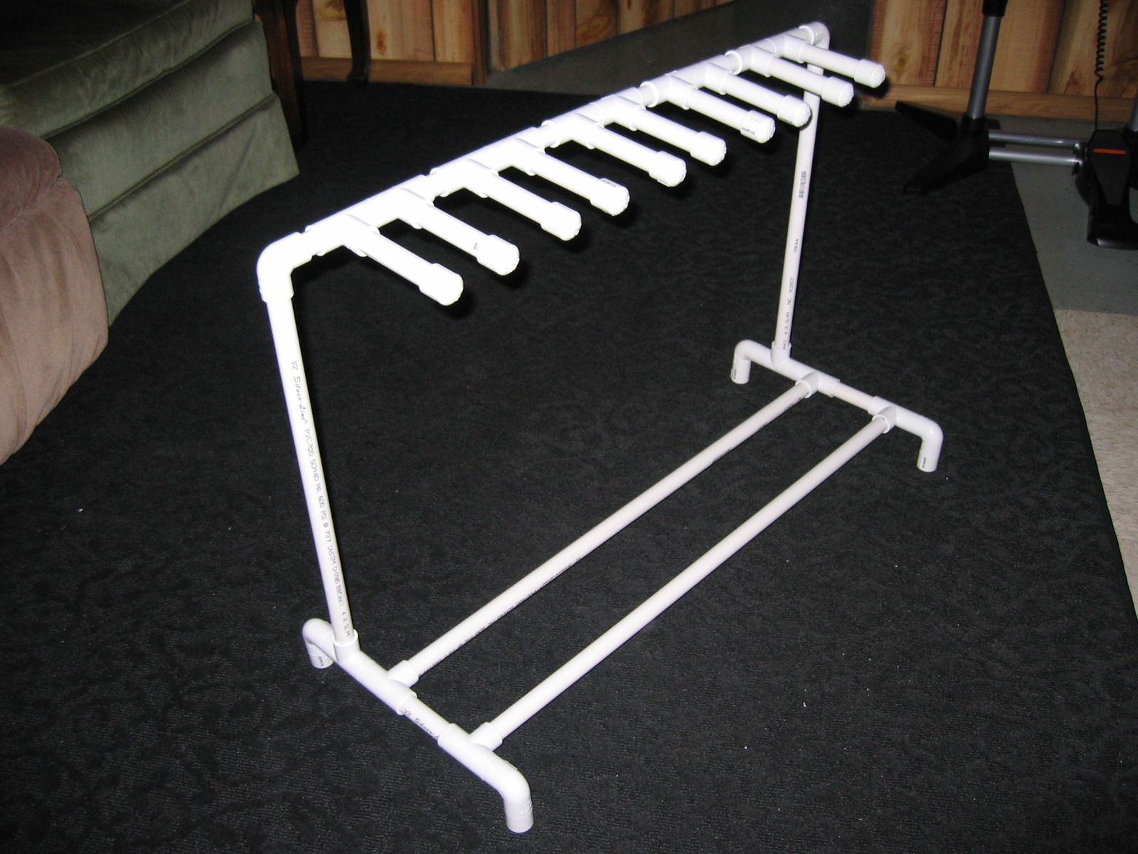 PVC Guitar Stand for Guitar Hero and Rock Band : 7 Steps (with Pictures ...