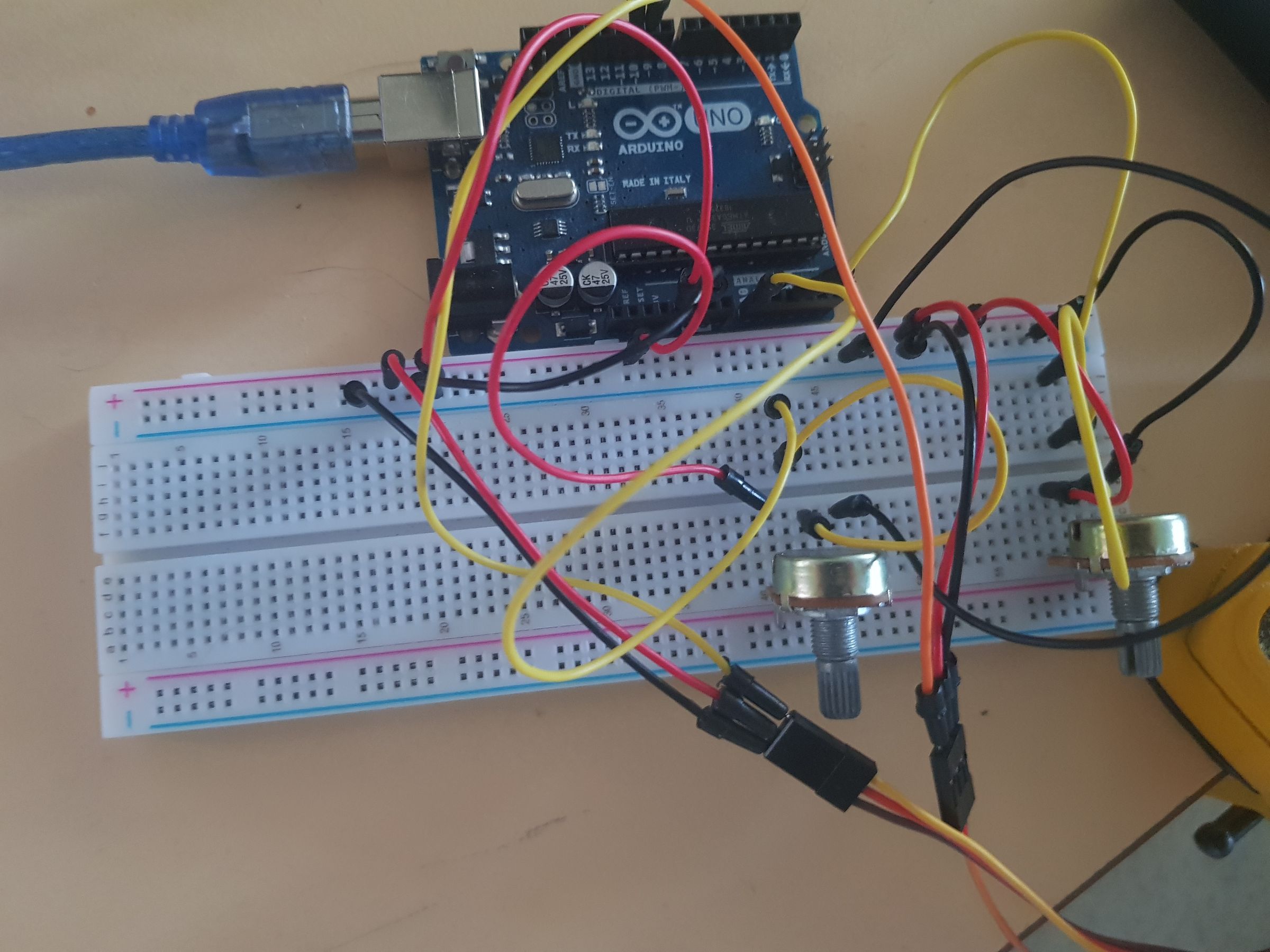 How to Make a Rubber Band Turret With 180 Aiming Using Arduino Servos ...