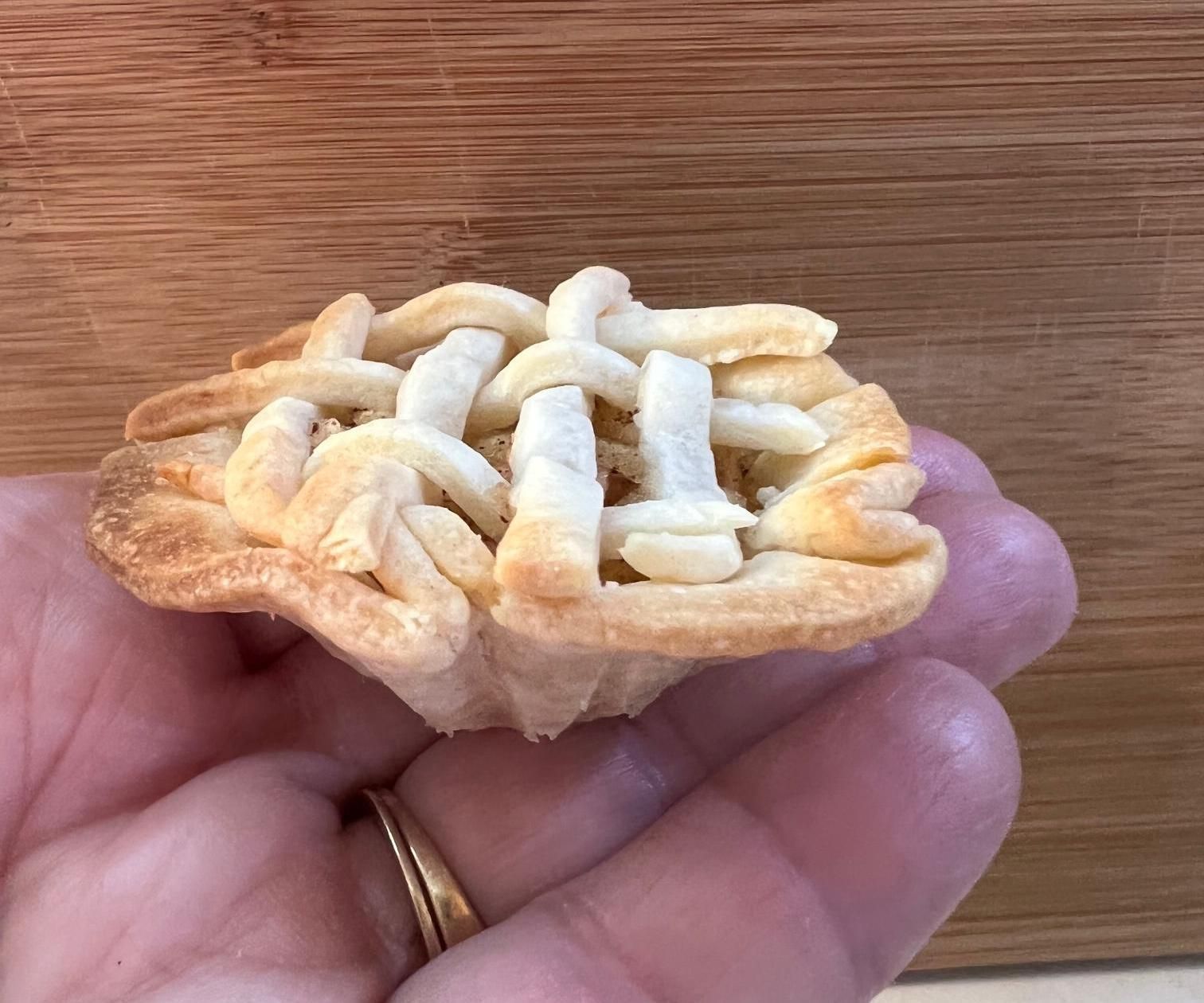 Mini Lattice Apple Pie : 18 Steps (with Pictures) - Instructables