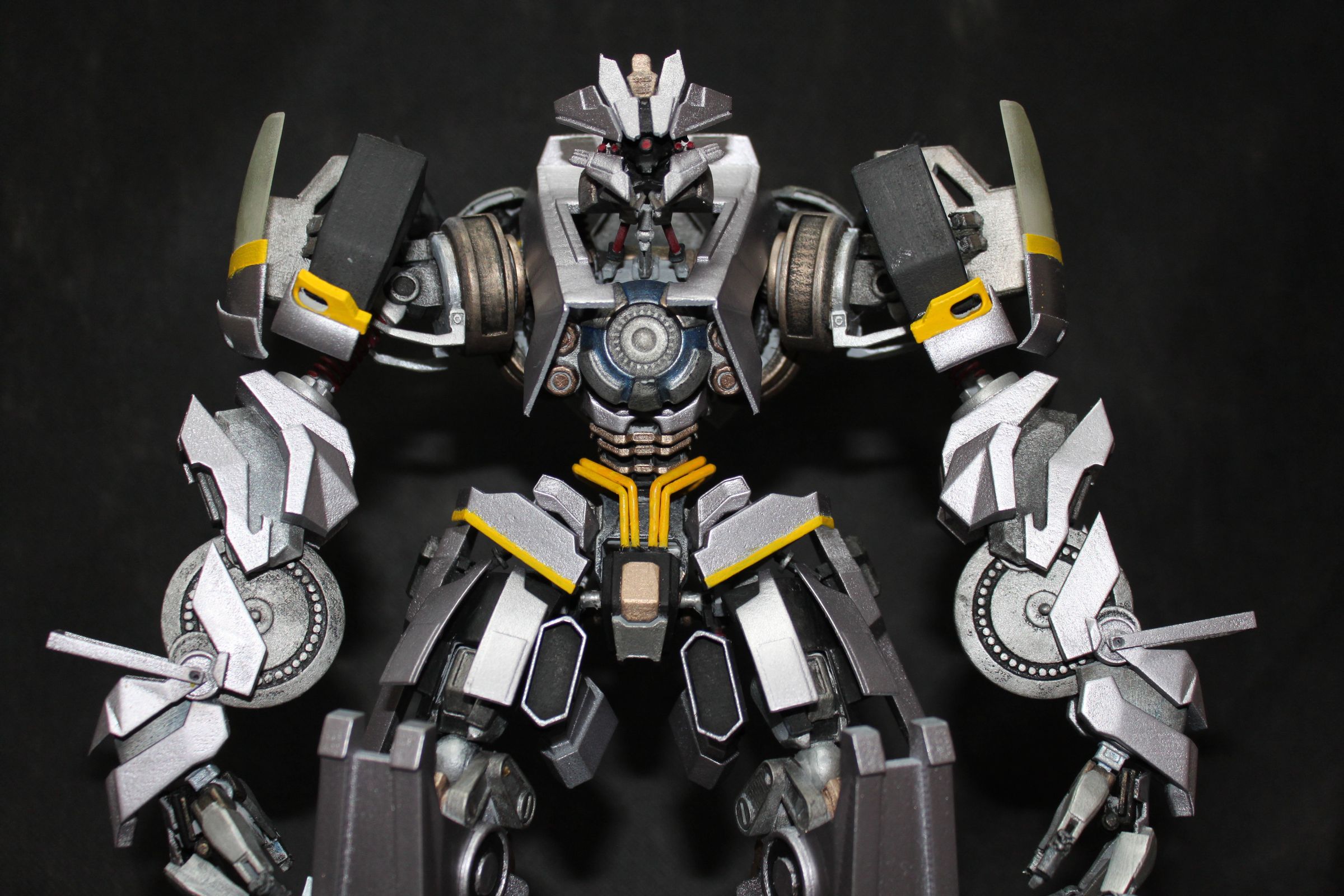 Transformers: Astrotrain : 4 Steps - Instructables