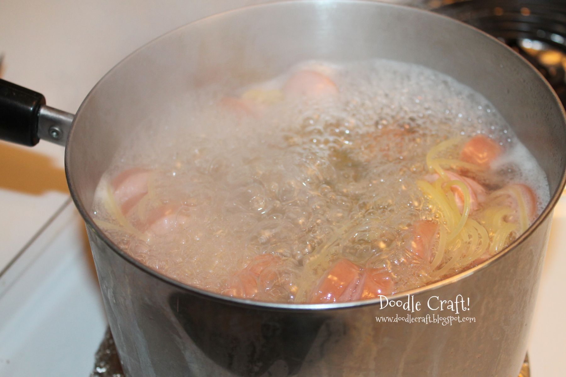 Kids Lunch! Spaghetti and Hot Dogs! : 3 Steps (with Pictures ...