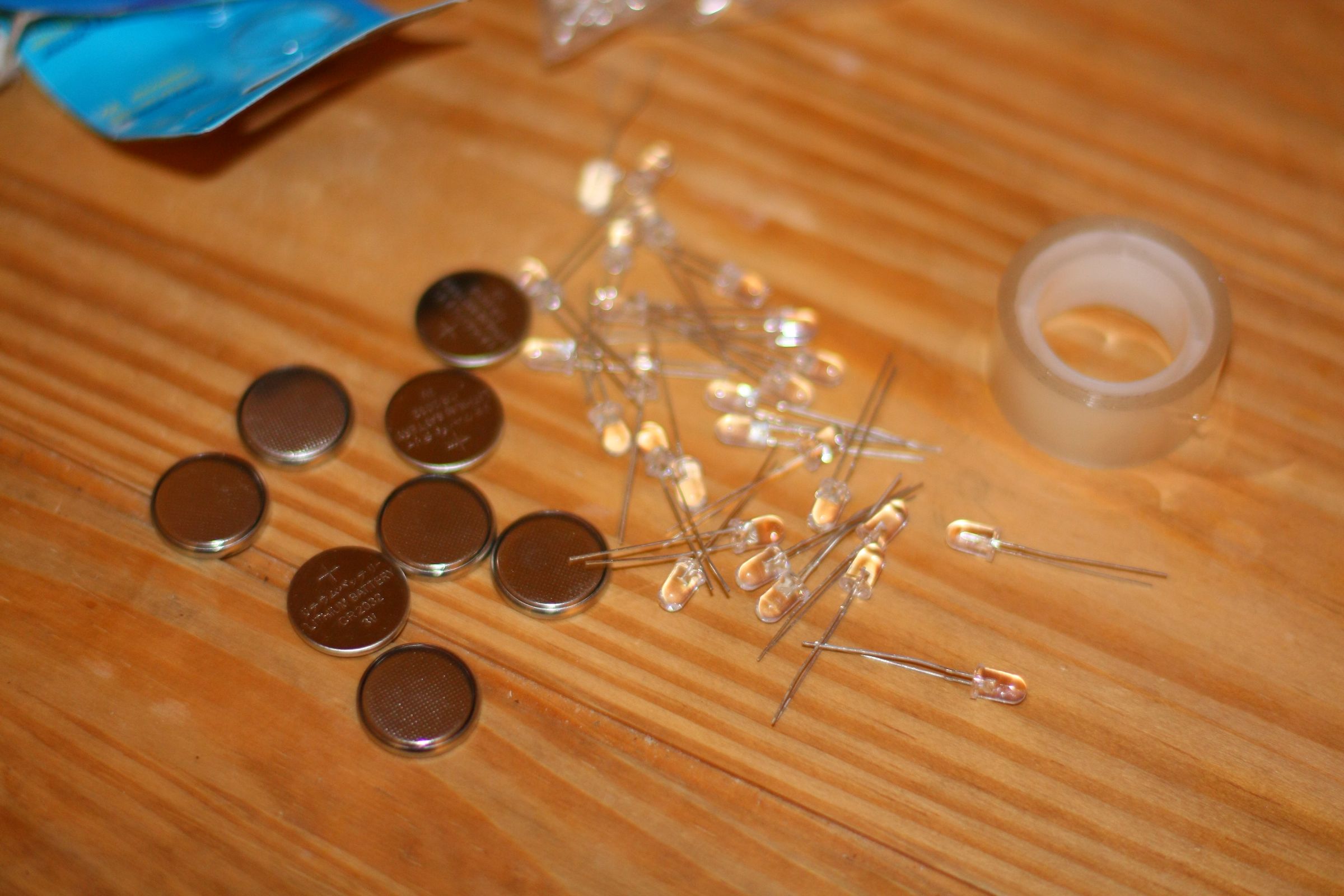 LED Snowies! : 3 Steps - Instructables