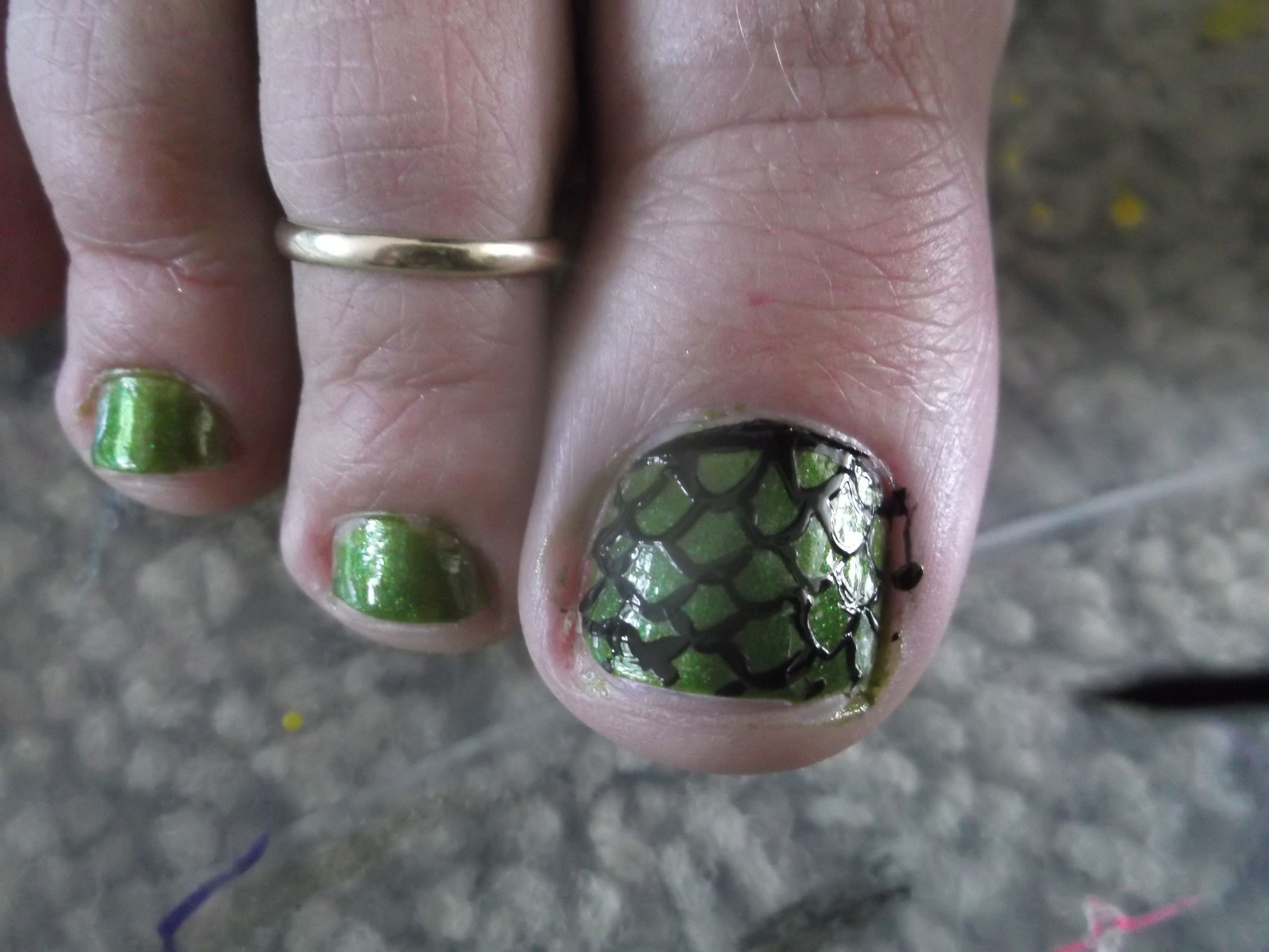 Scaly Nails : 3 Steps - Instructables