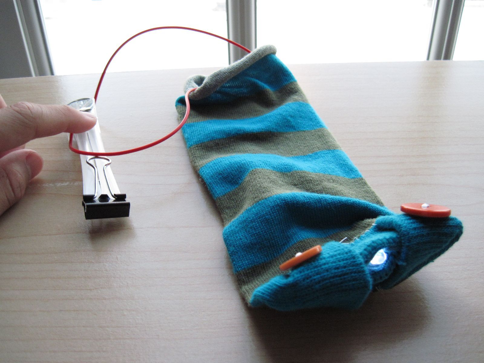 Lightning Bug: a Plush Flashlight! : 14 Steps (with Pictures) - Instructables