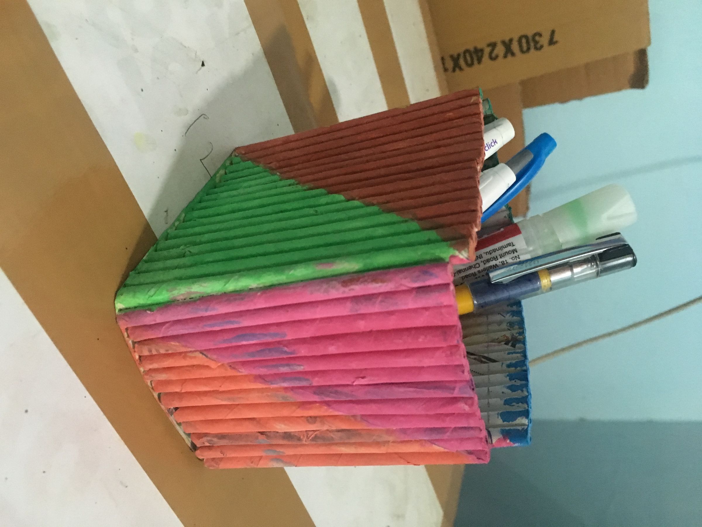 DIY PEN STAND : 4 Steps - Instructables