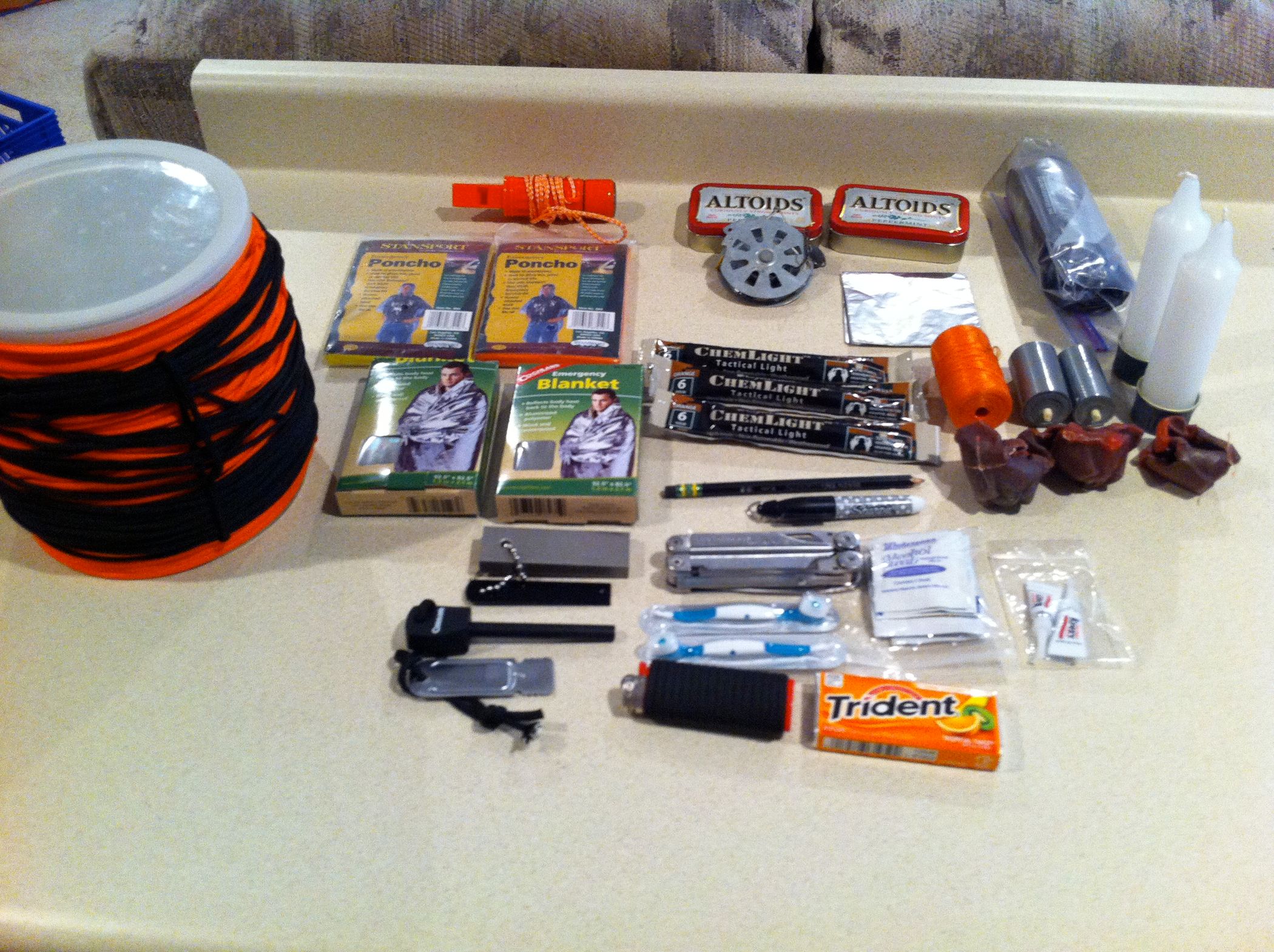 My Survival Pack (M.S.P) : 12 Steps (with Pictures) - Instructables