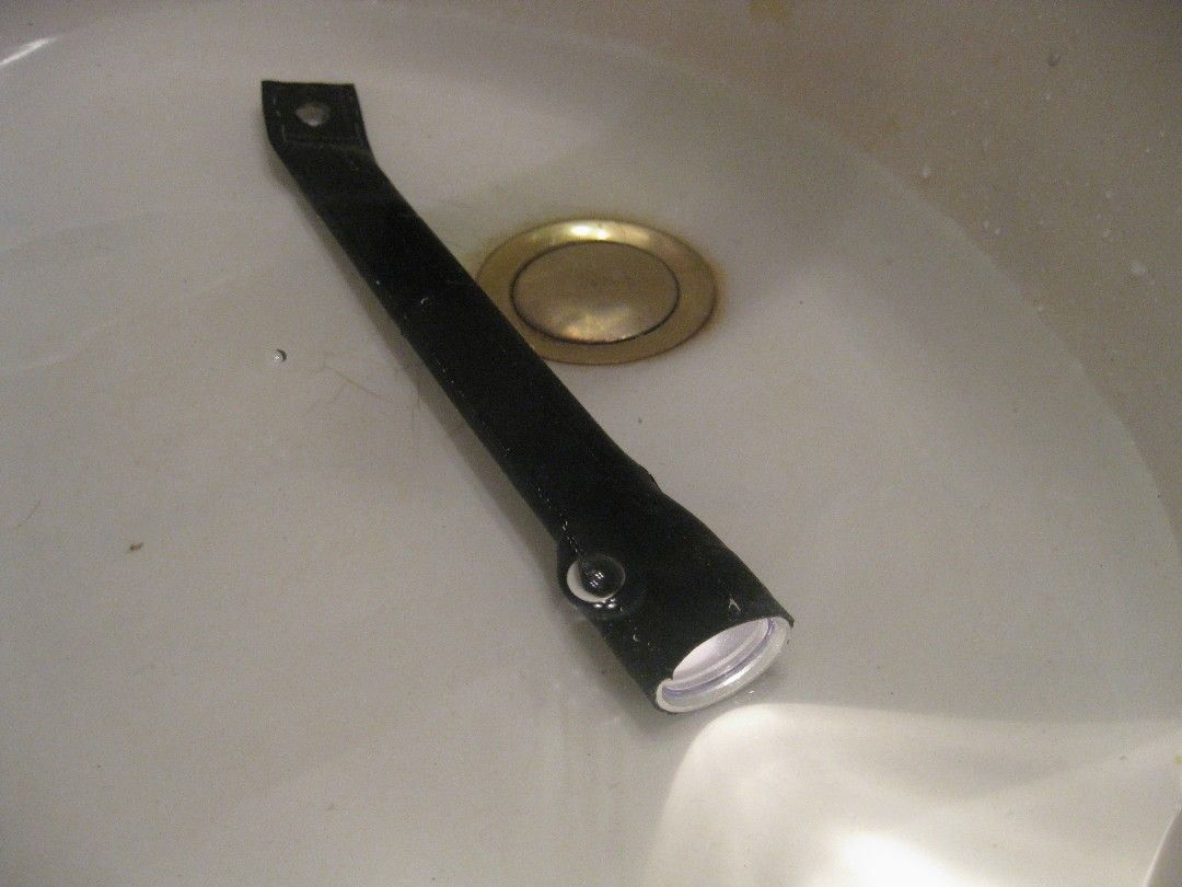 Quick Easy Waterproof Flashlight Using an Inner Tube : 5 Steps (with ...