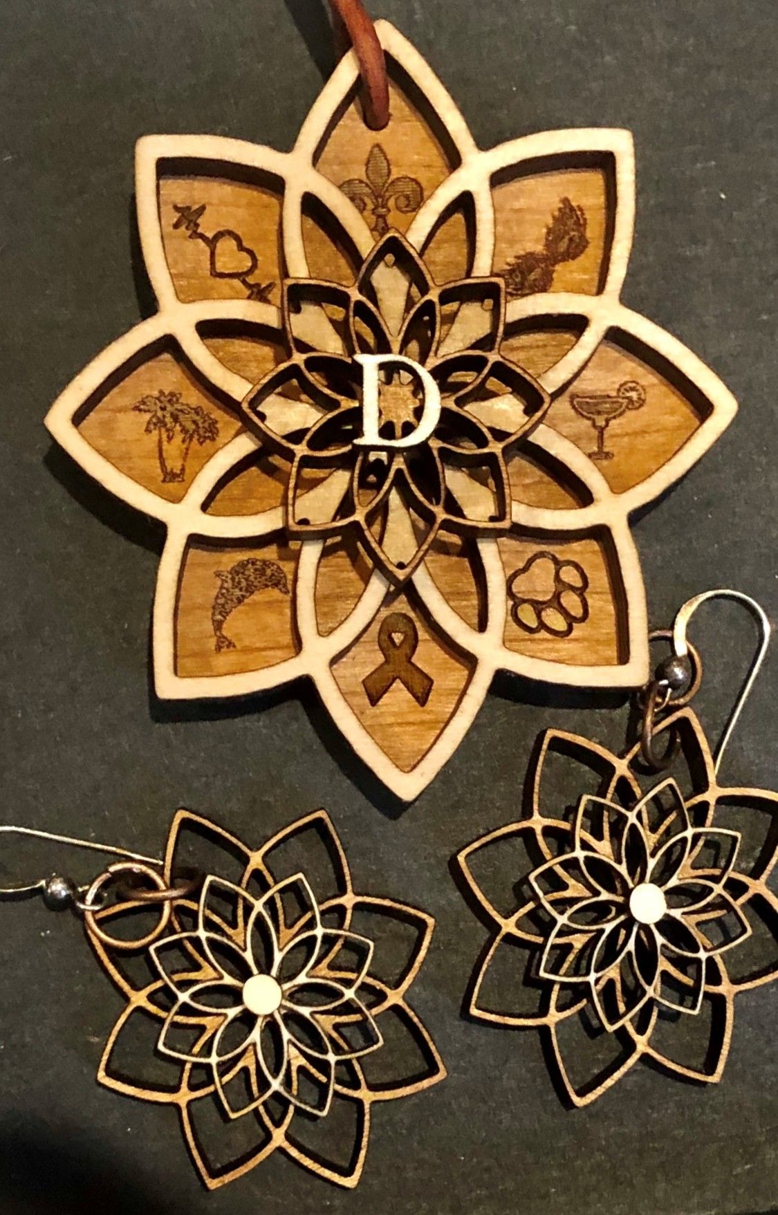 Personalized Laser Necklace : 6 Steps - Instructables