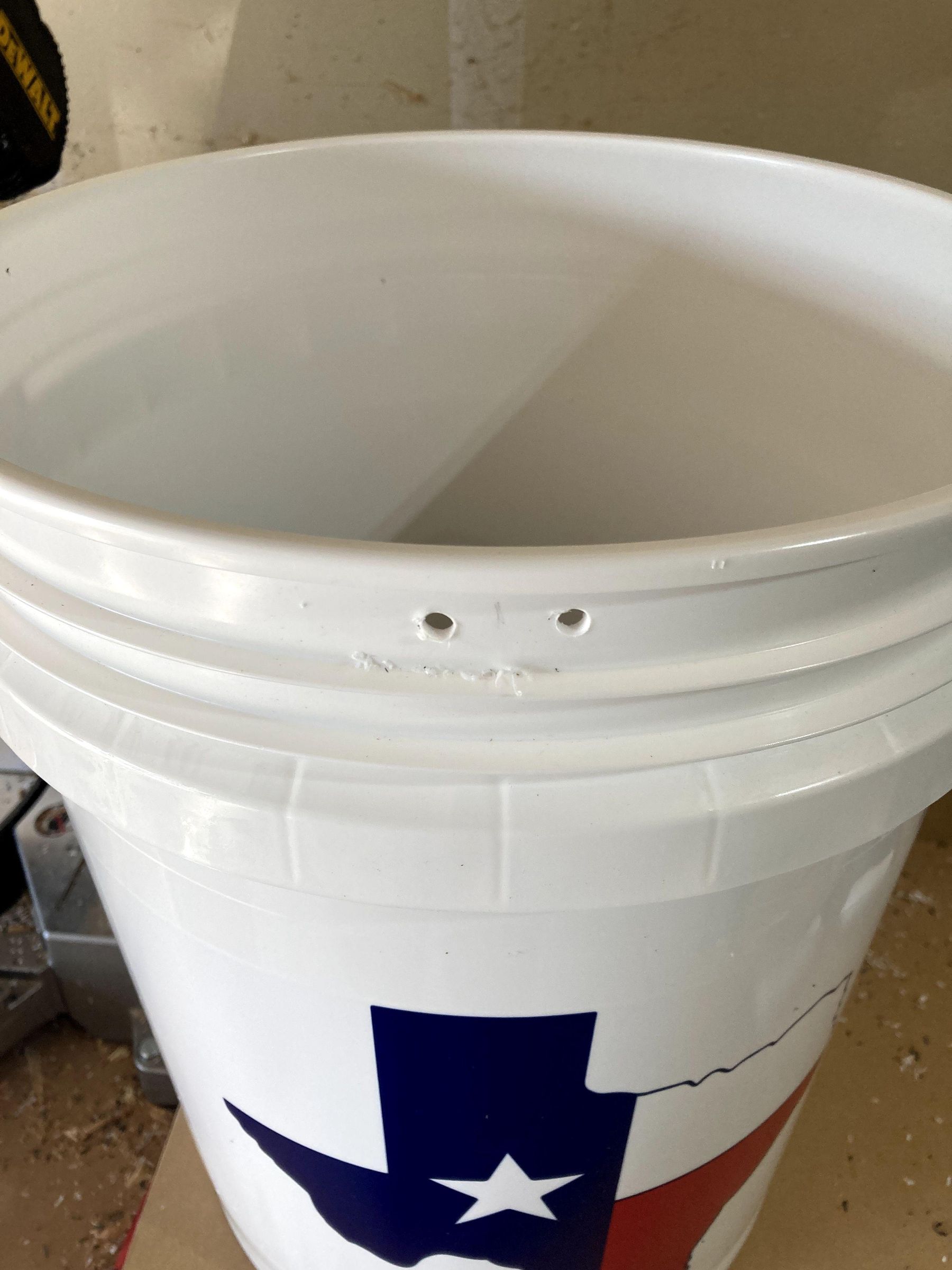 Single Bucket Sub-Irrigated Planter : 5 Steps (with Pictures ...