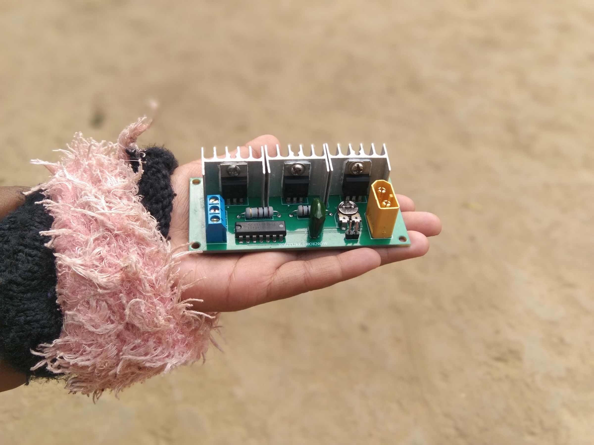 DIY 200w Smart Mini Inverter : 7 Steps - Instructables