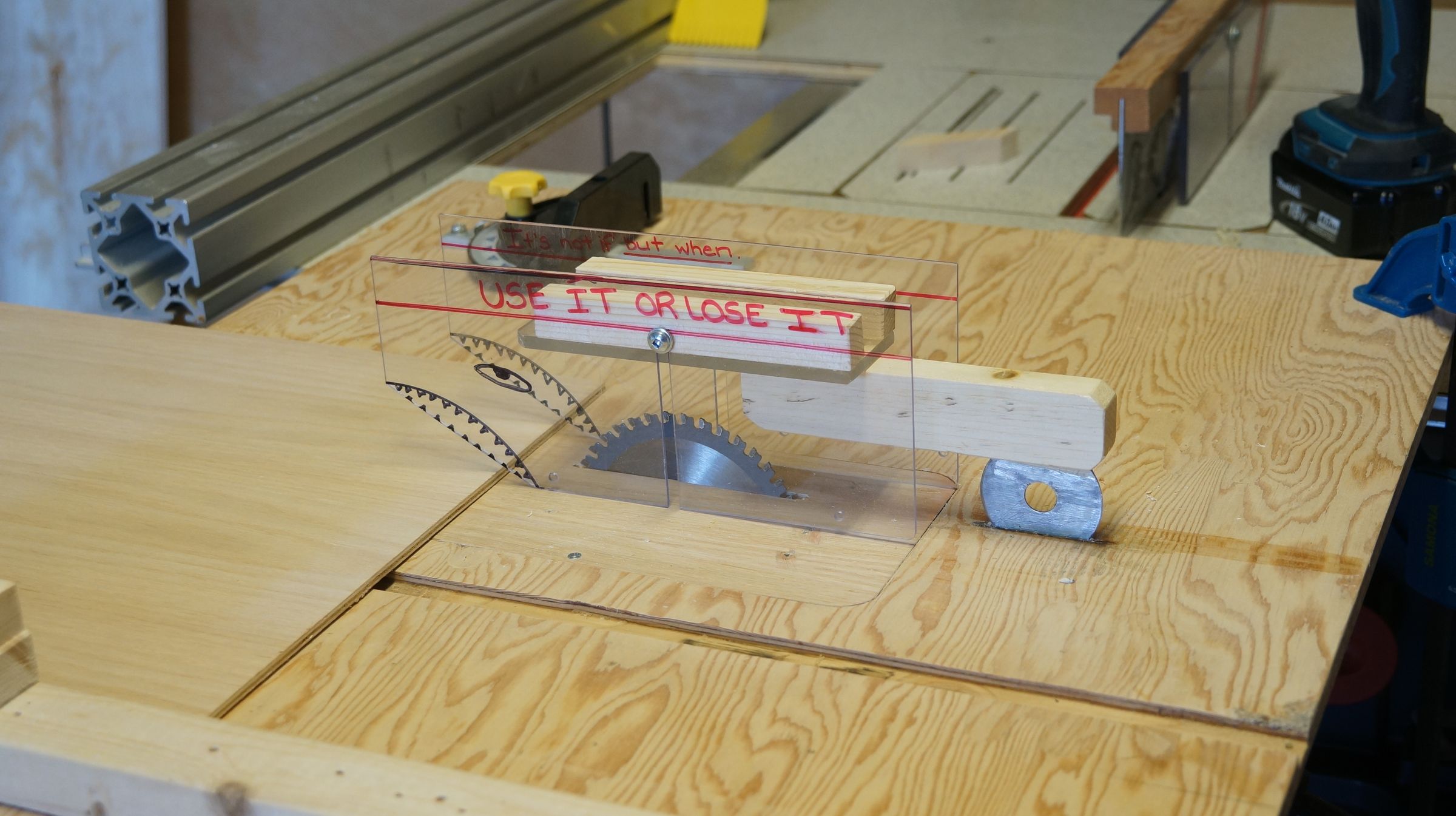 Mini Table Saw From a Rockwell 4 1/2in Saw - Instructables