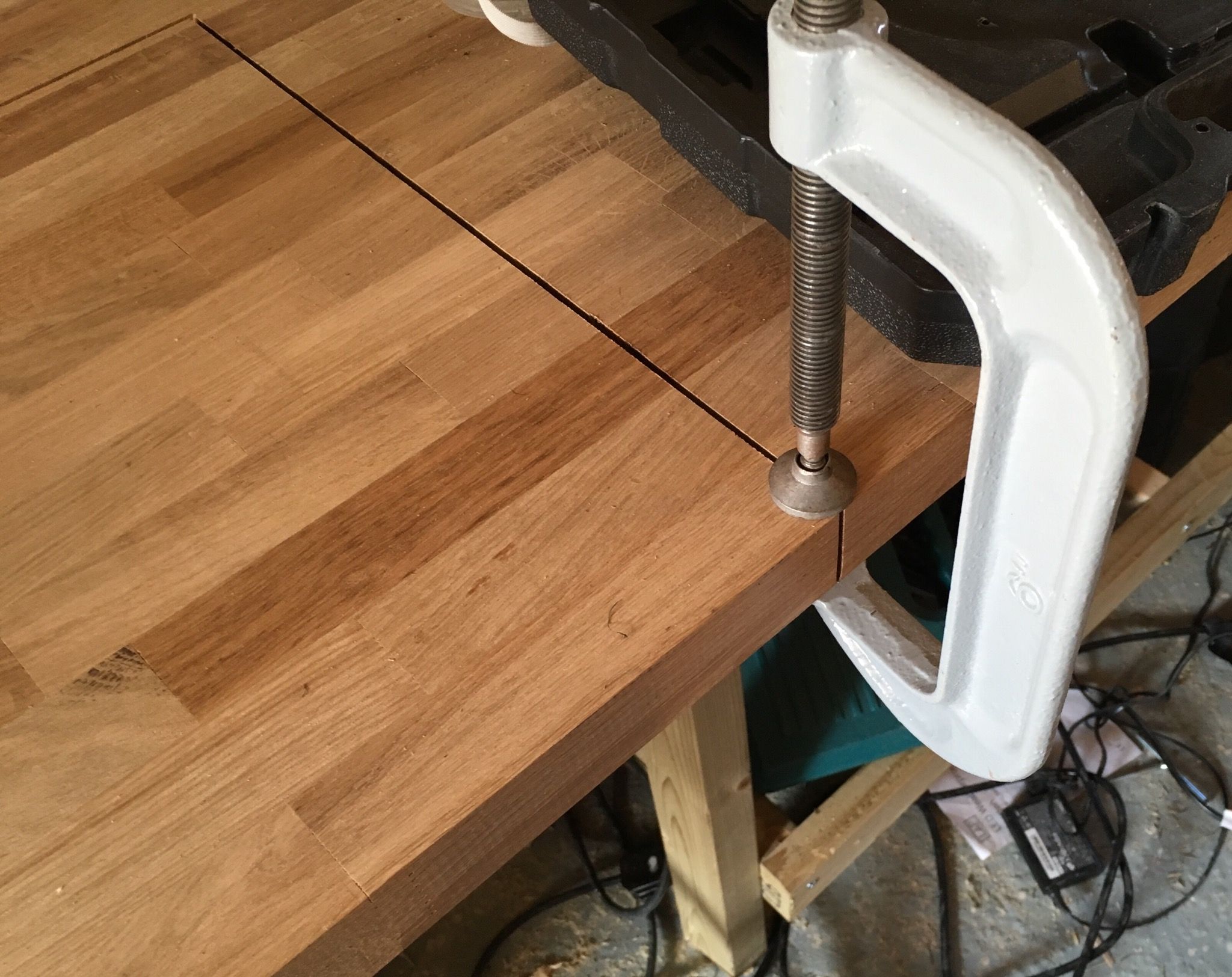 Heavy Duty Workbench With Chop Saw : 9 Steps (with Pictures ...