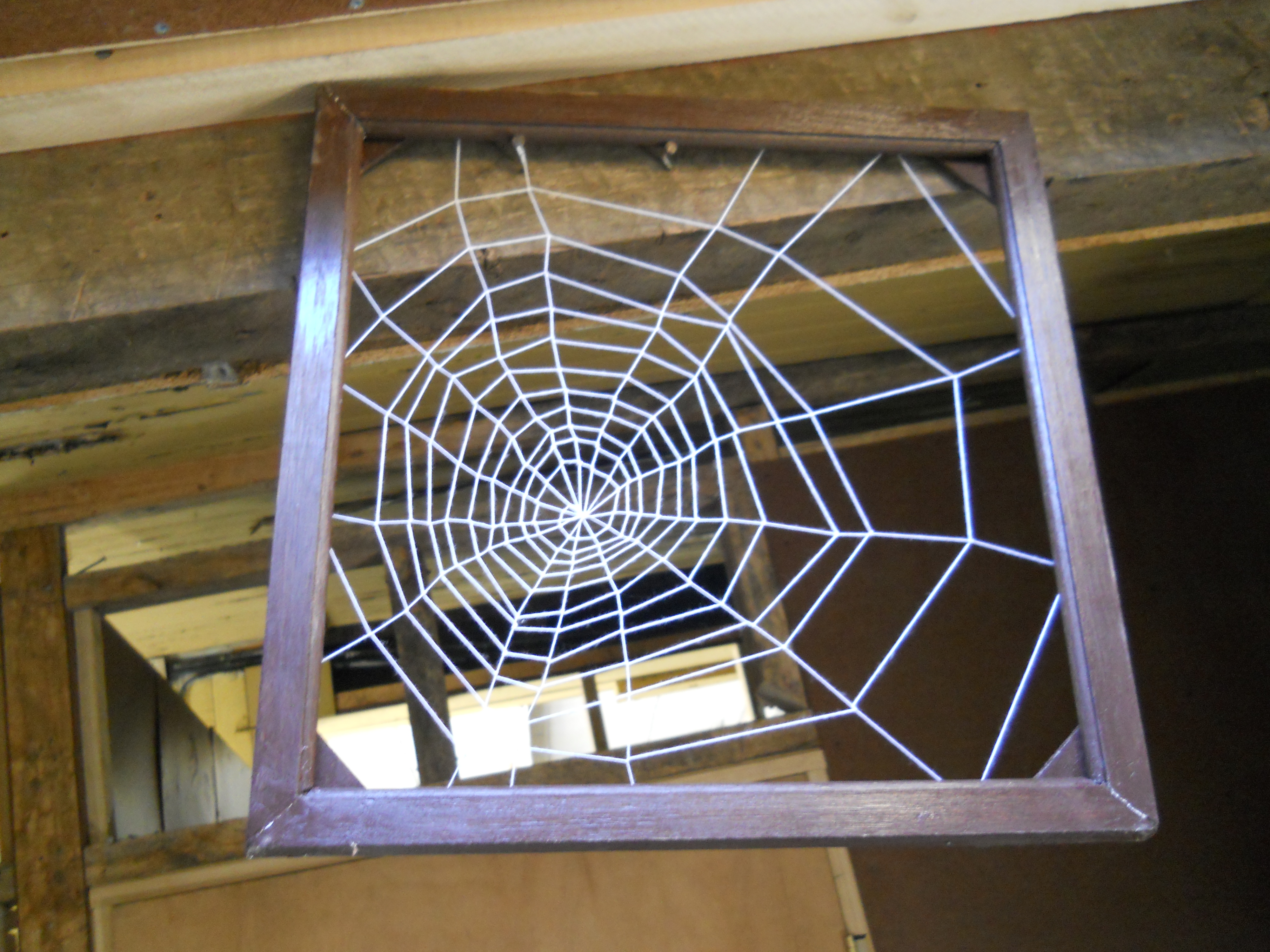 Spider Frame : 4 Steps - Instructables