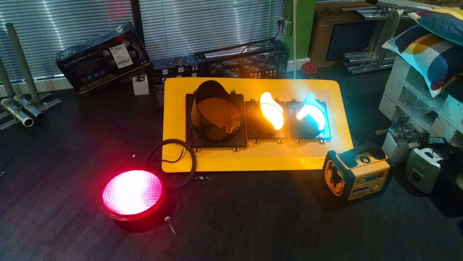 System Status Traffic Light : 6 Steps (with Pictures) - Instructables