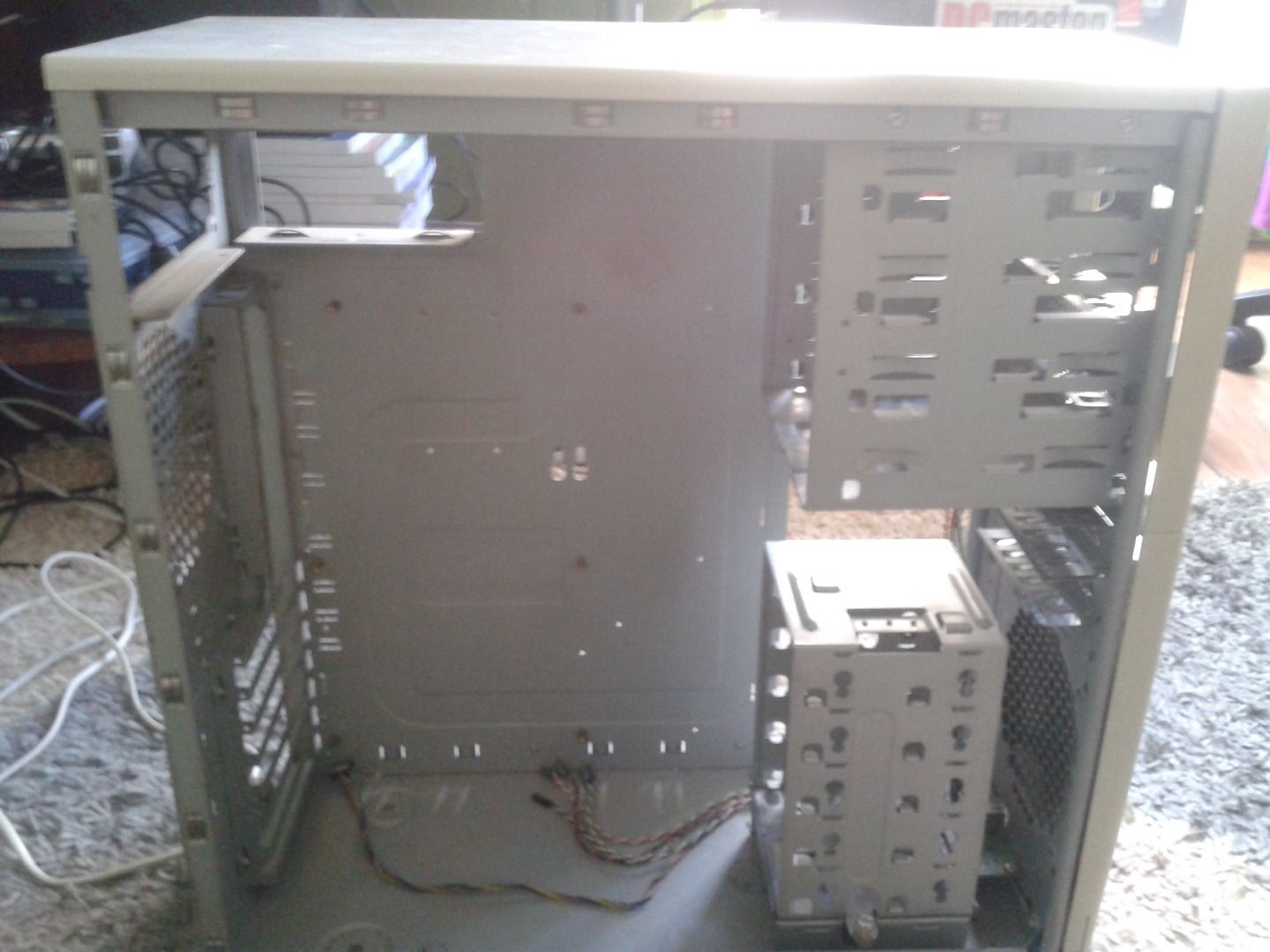 Simple Pc Case Mod : 6 Steps - Instructables