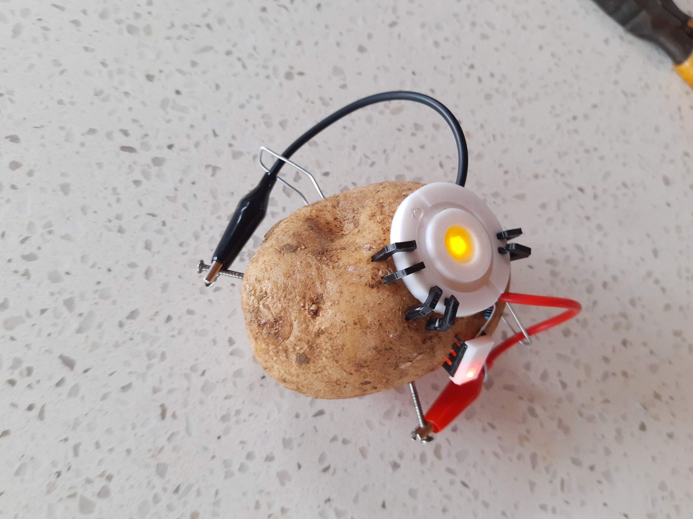 GLaDOS Potato Replica (with Lights) : 5 Steps (with Pictures ...