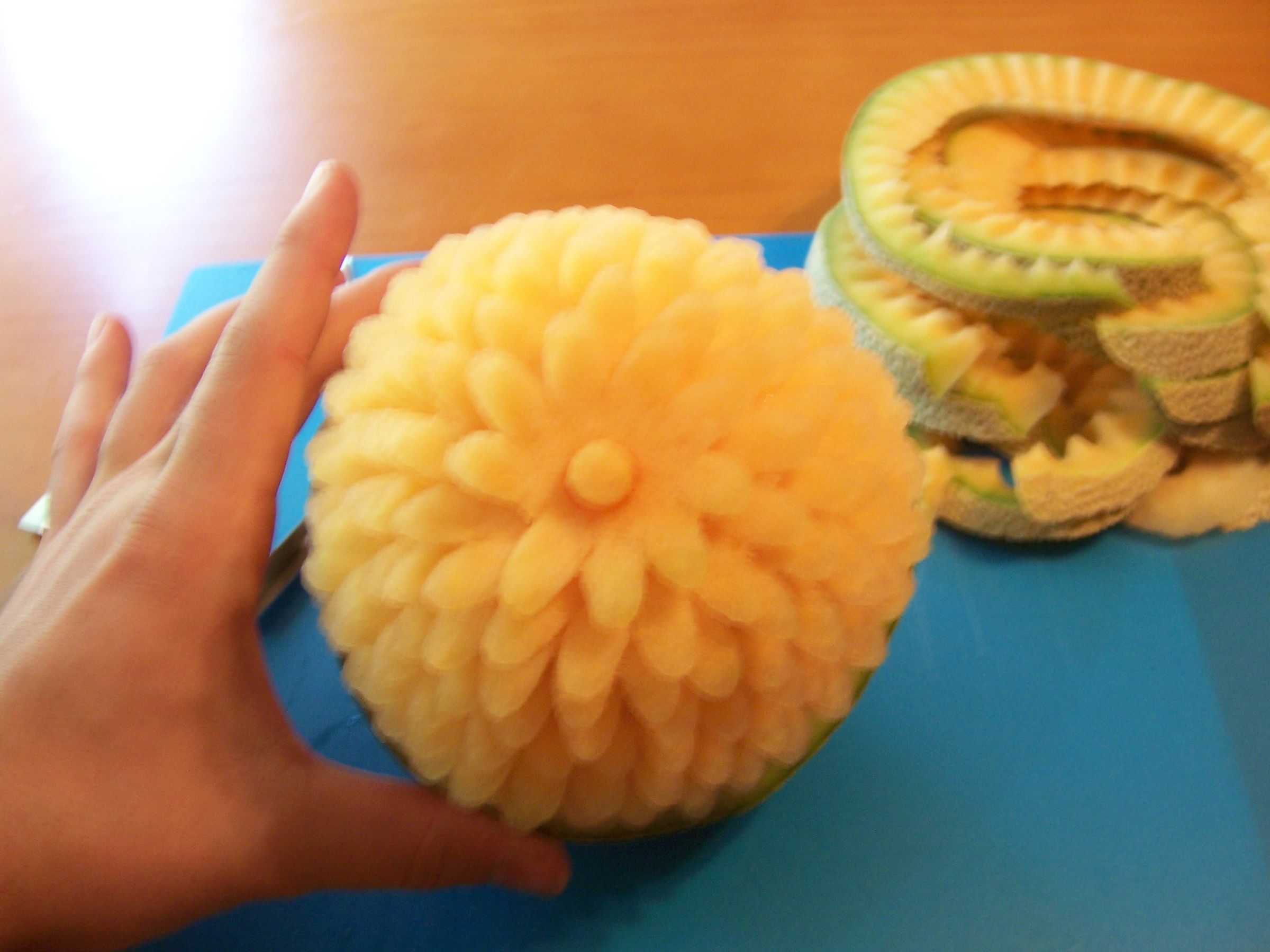 Simple Melon Carving : 12 Steps (with Pictures) - Instructables