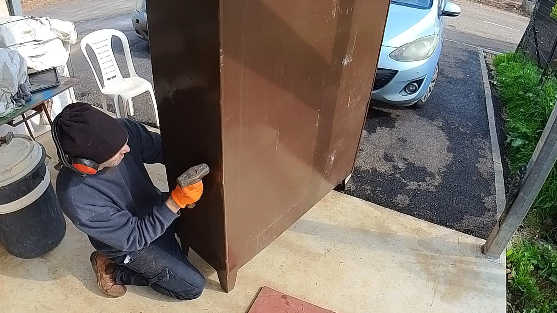 Bringing Back to Life Old Metal Locker Cabinet : 10 Steps (with ...