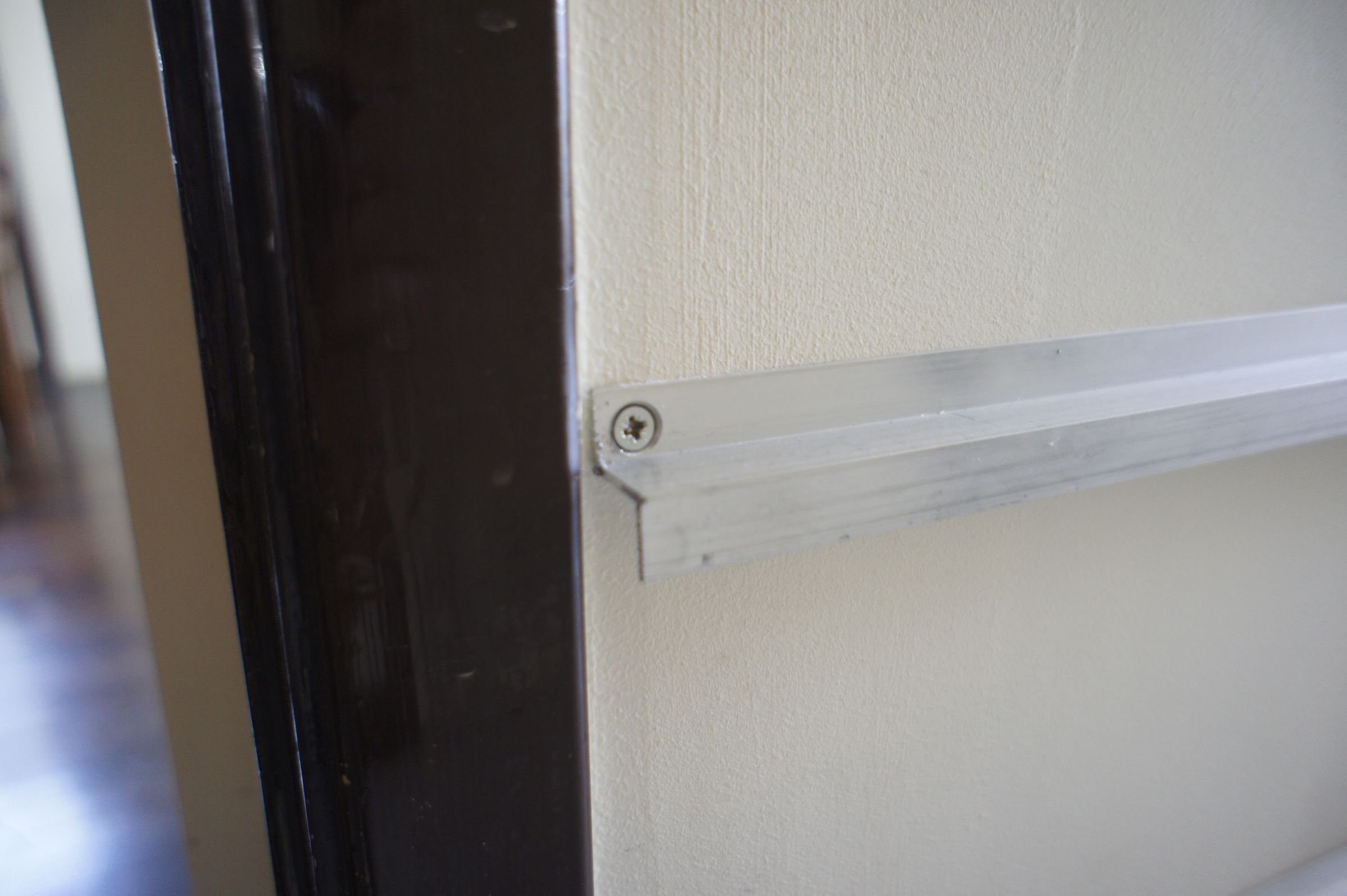 Easy DVD-wall : 5 Steps - Instructables